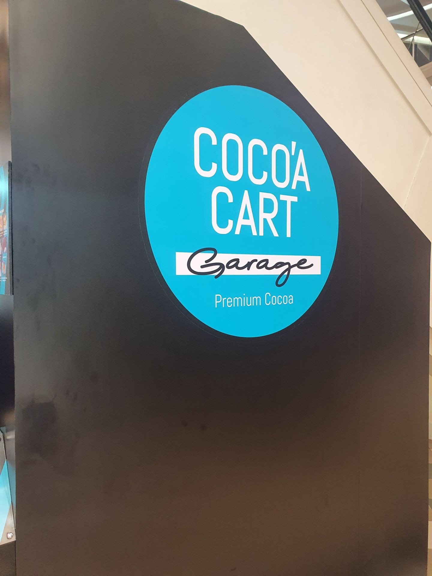 รีวิว Cocoa Cart Garage Cafe Samut Prakan - โกโก้รสเข้มข้น