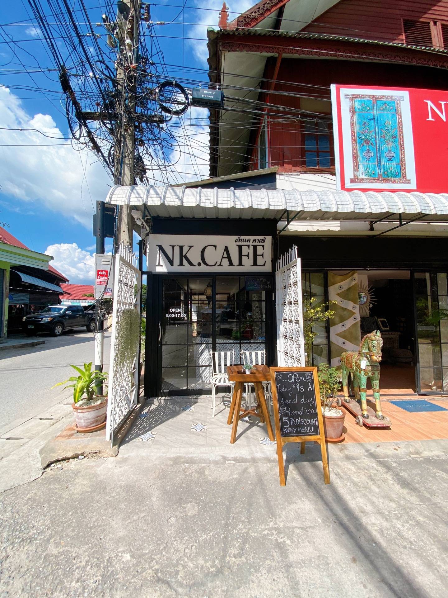 รีวิว NK. Café - ร้านกาแฟ พร้อม ช้อปเฟอร์นิเจอร์สไตส์อินเดียและโคโน ...