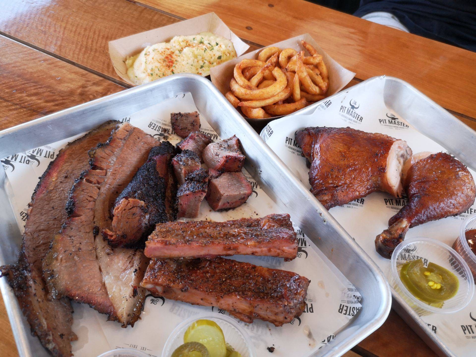 รูป The Pit Master นนทบุรี