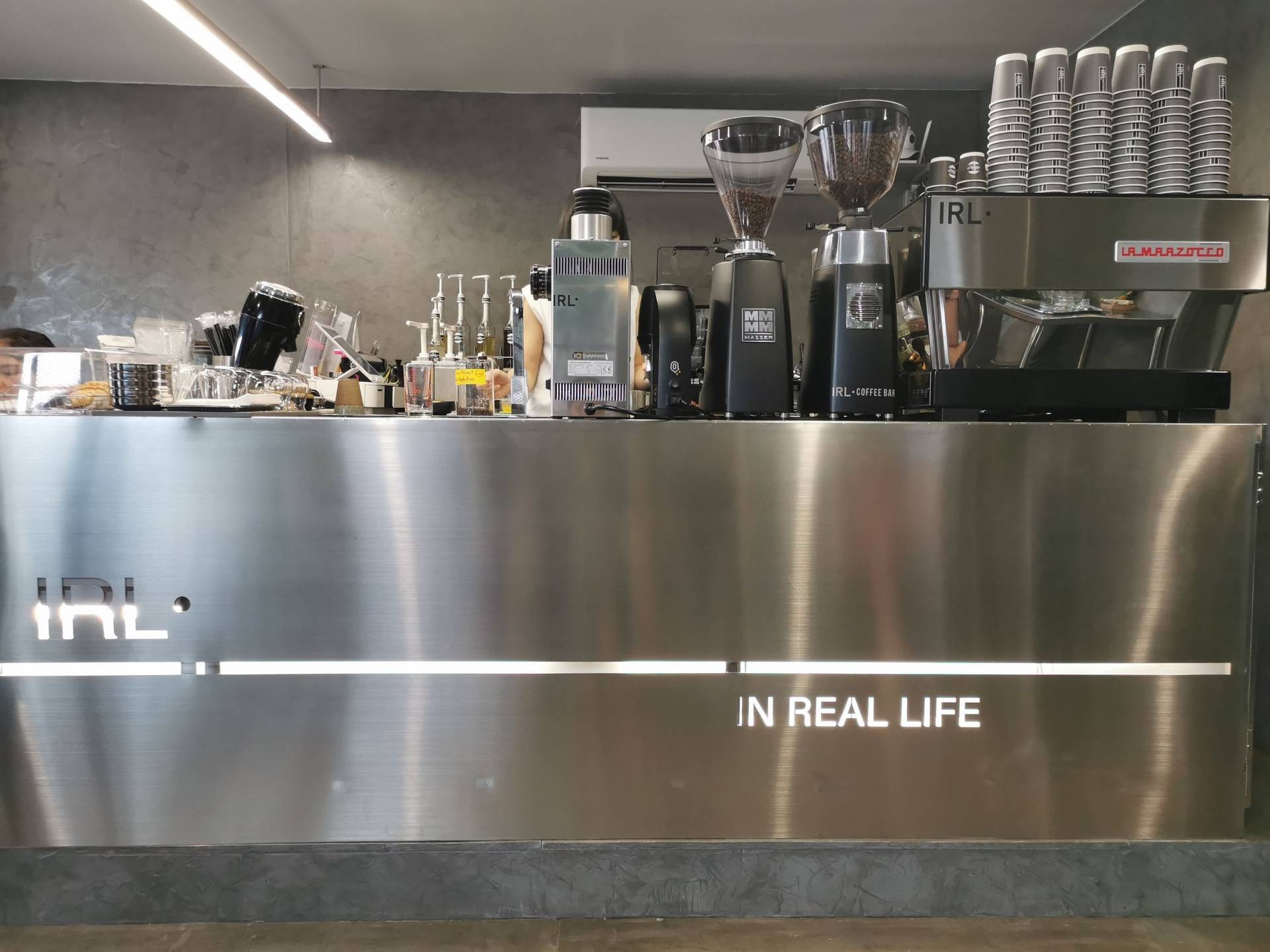 รีวิว IRL Coffee Bar(ไอ อาร์ แอล คอฟฟี่ บาร์) ซอยโรงเรียนราชวินิตบาง ...