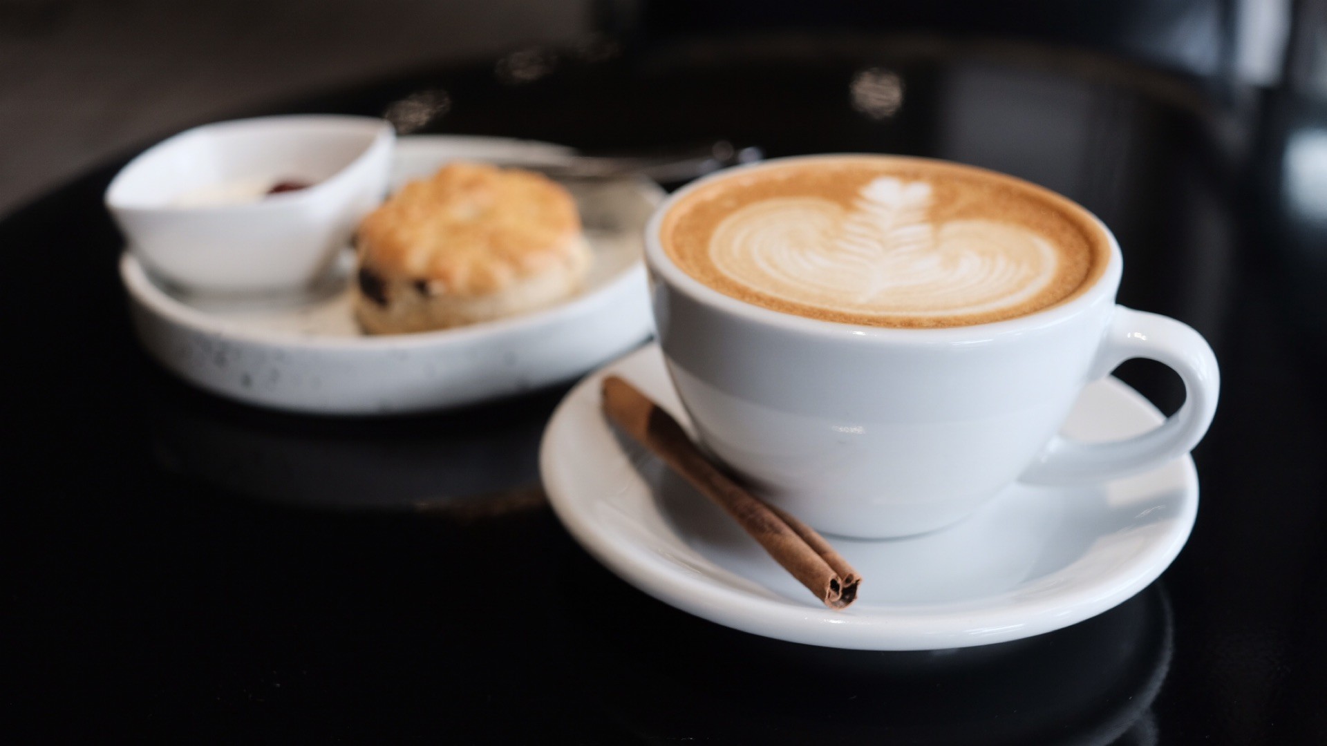 [รีวิว] ร้าน DAYONE COFFEE | เมนูแนะนำ รูปภาพ ราคา