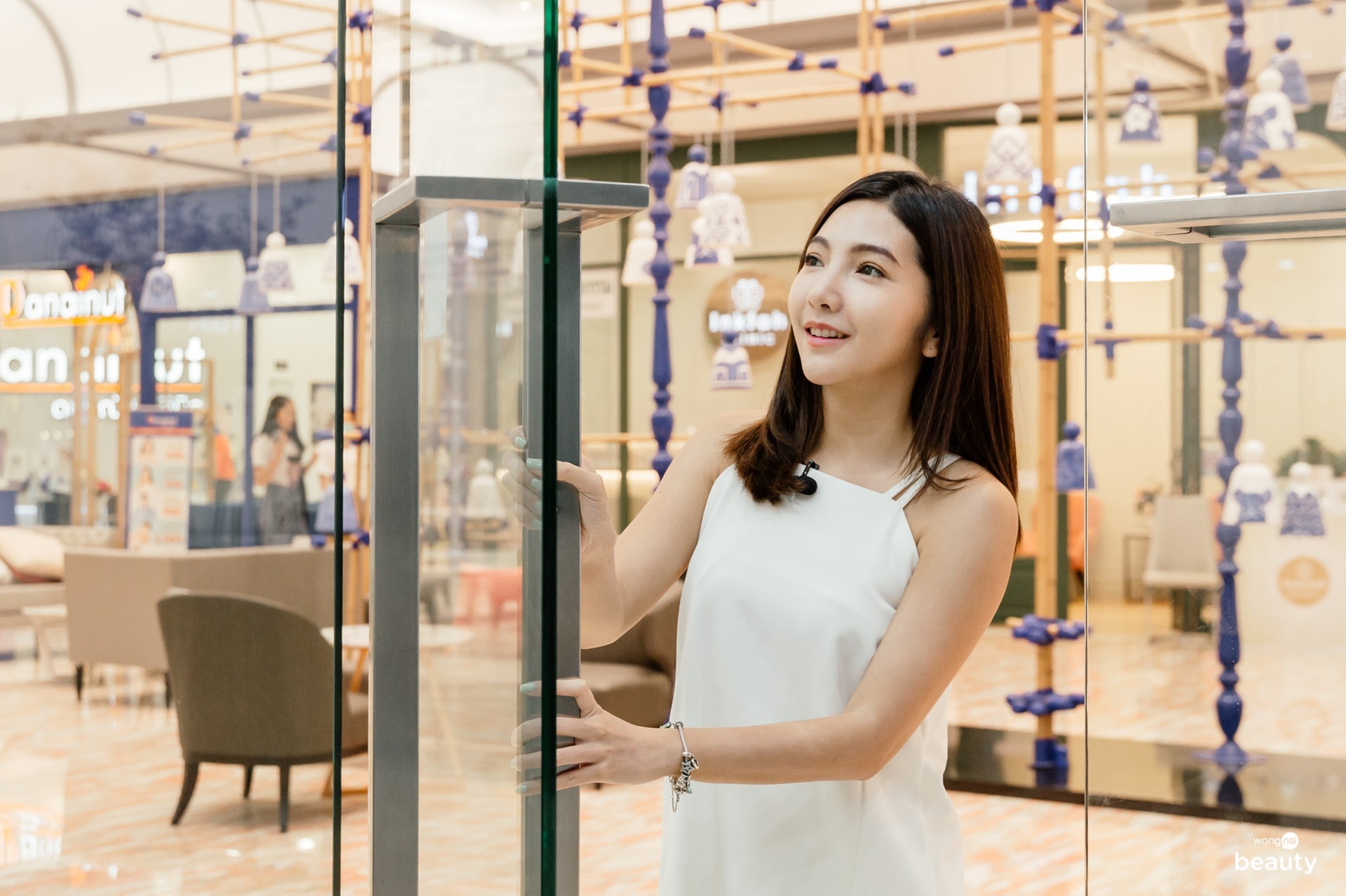 พาไปเคลียร์ขนน้องสาว “แบบถาวร” ที่ Sparsha