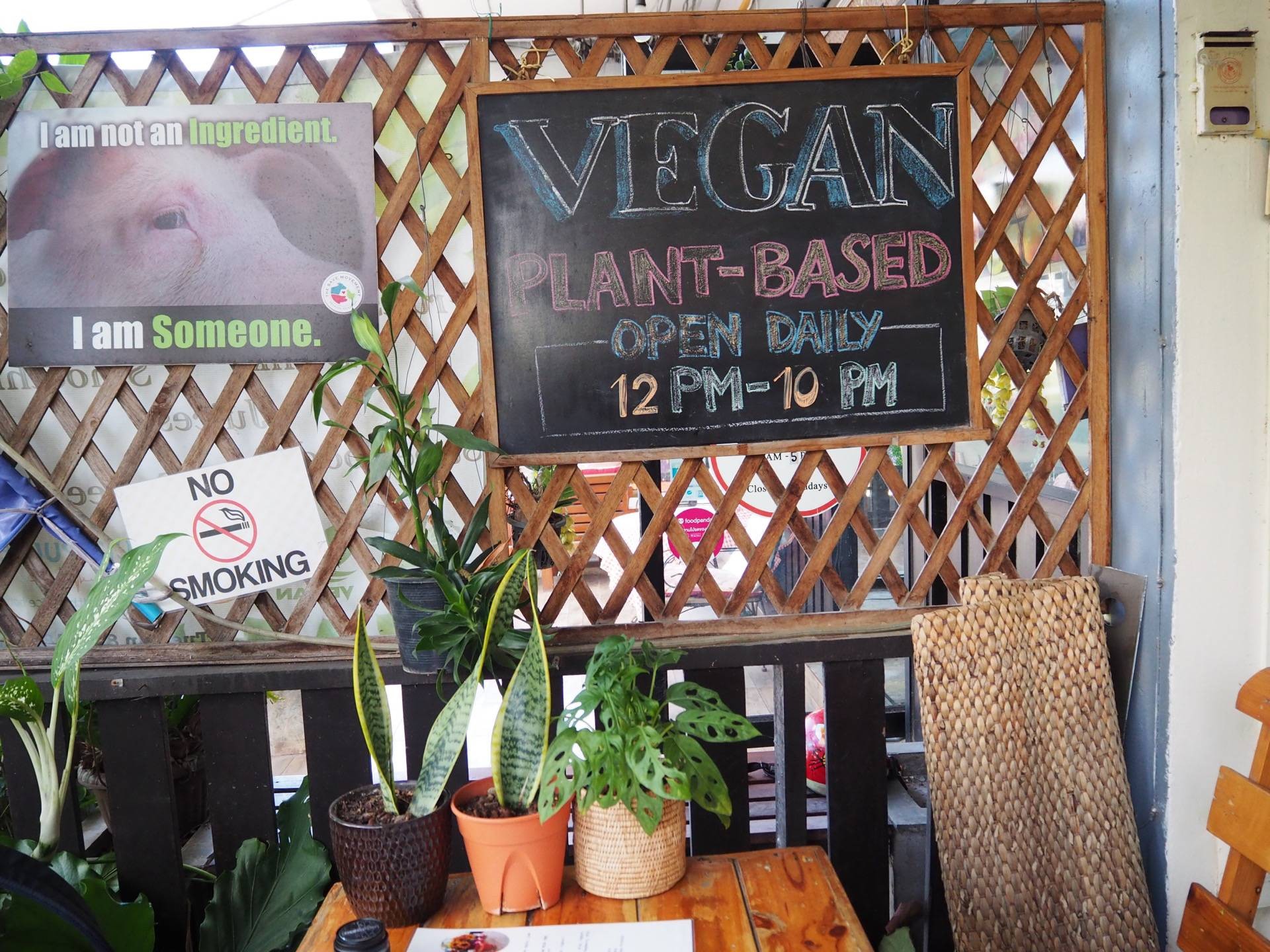 รูป Rad Rabbit Vegan Pizza