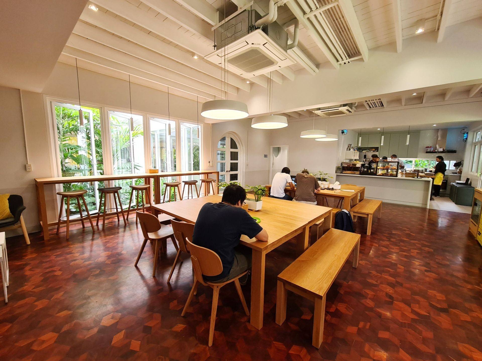 รูป Yellow Lane Cafe Ari