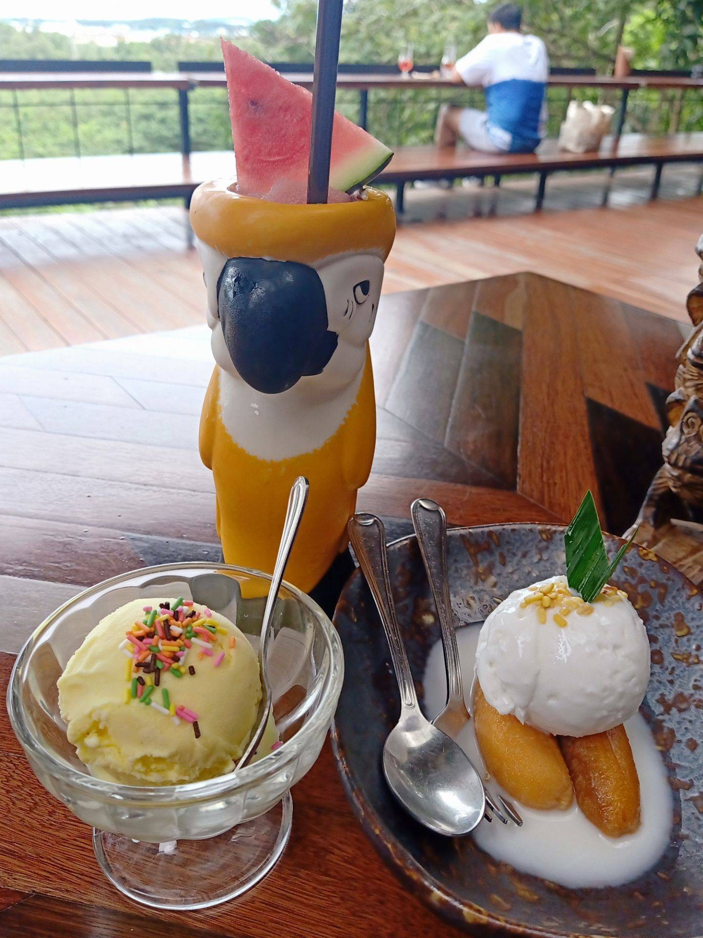รีวิว Three Monkeys Restaurant - Three monkeys - Wongnai