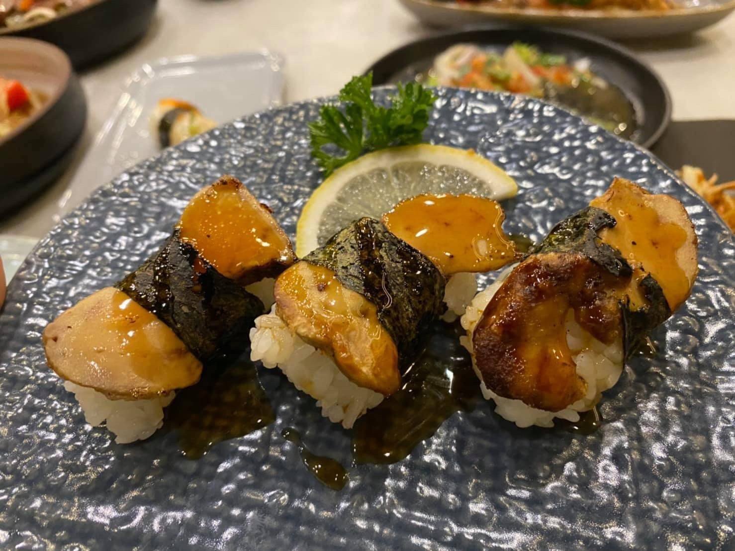 ฟัวกราส์ซูชิ ร้าน Papper International Buffet บางแสน