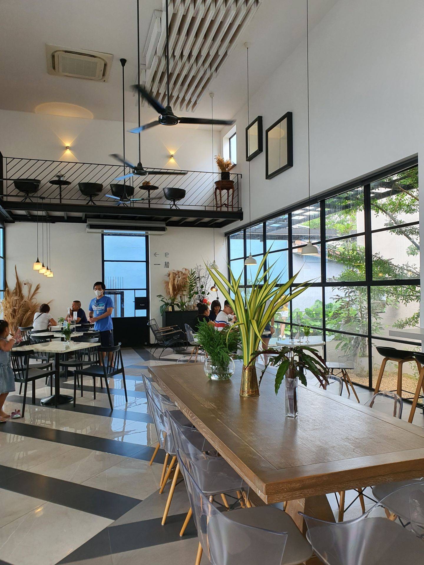 รูป Chim cafe ตรงข้ามโลตัสแกลง