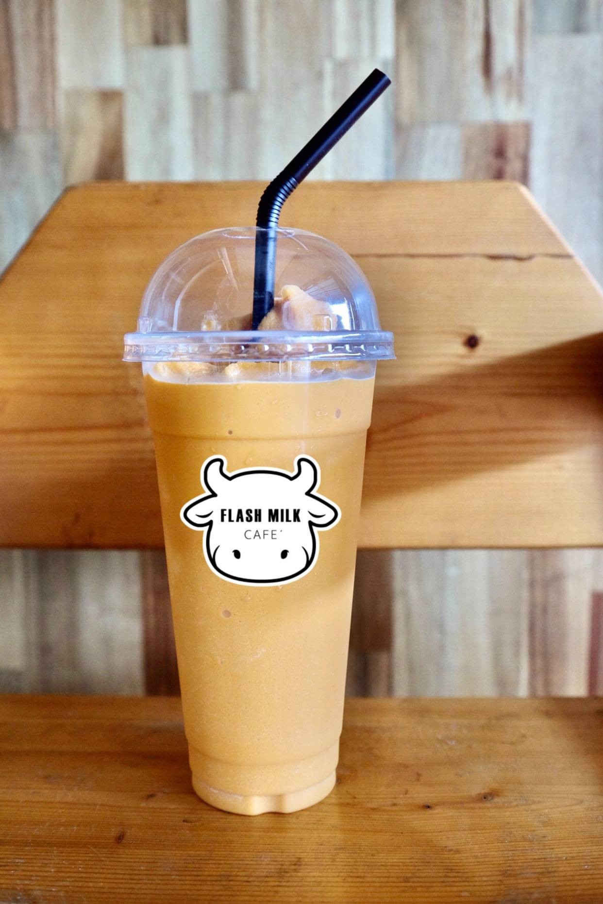 รีวิว Flash milk cafe - นมสดอร่อยมากก - Wongnai