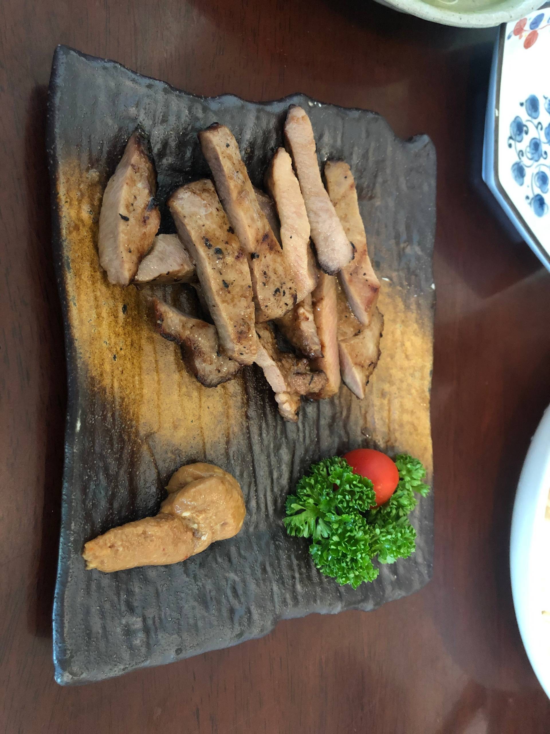 ลิ้นย่าง กับซอสมิโซะ • อร่อยมากครับ เหนียวนุ่ม ร้าน GORO Japanese ...