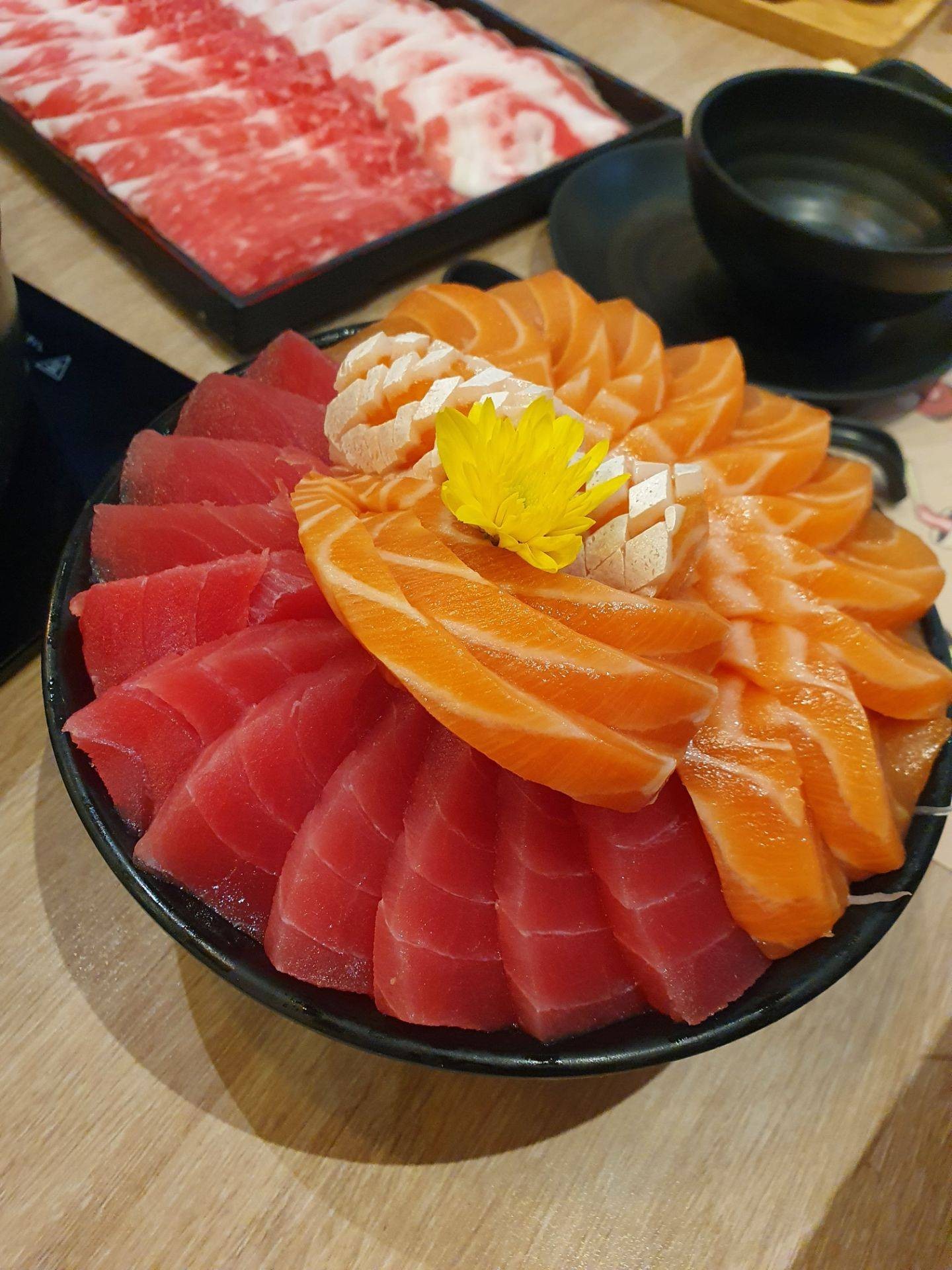 ซาซิมิรวม ร้าน Sloth Sukiyaki JAS URBAN Srinakarin