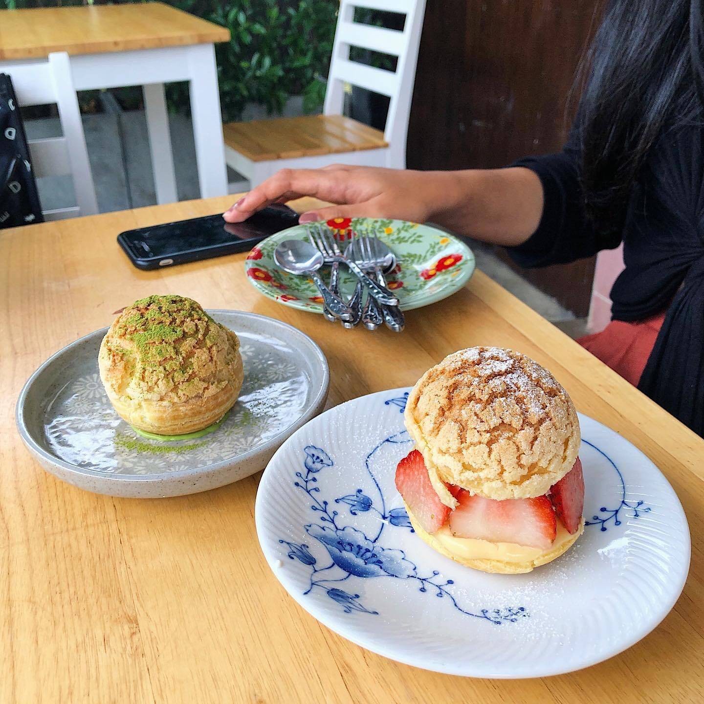 รีวิว Moo and Ant cafe’ - - ชูว์ครีมอร่อย ไม่หวานมาก - Wongnai