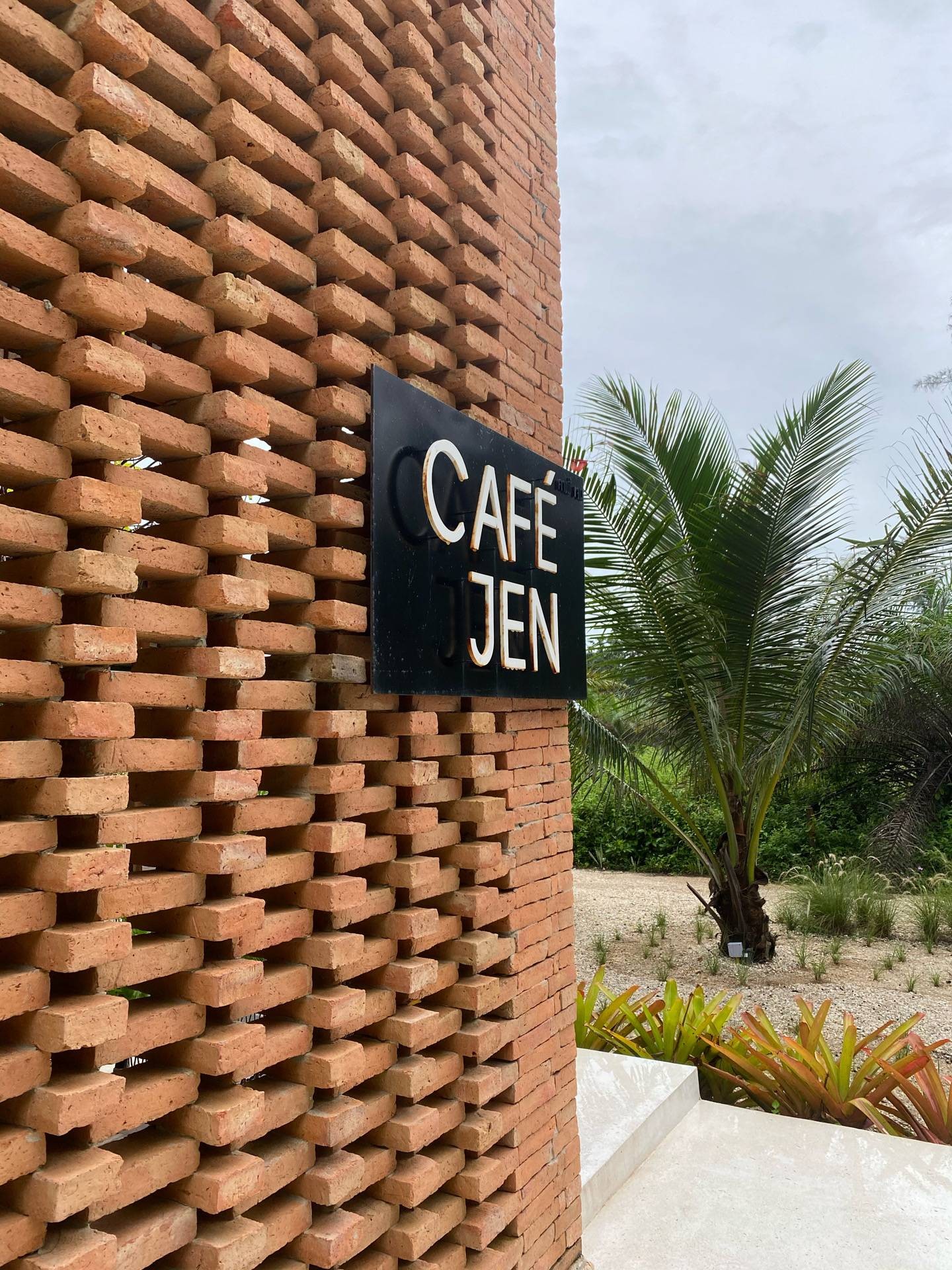 รีวิว Café JEN - บรรยากาศดี น่านั่ง แต่ราคาแรงไปหน่อย - Wongnai
