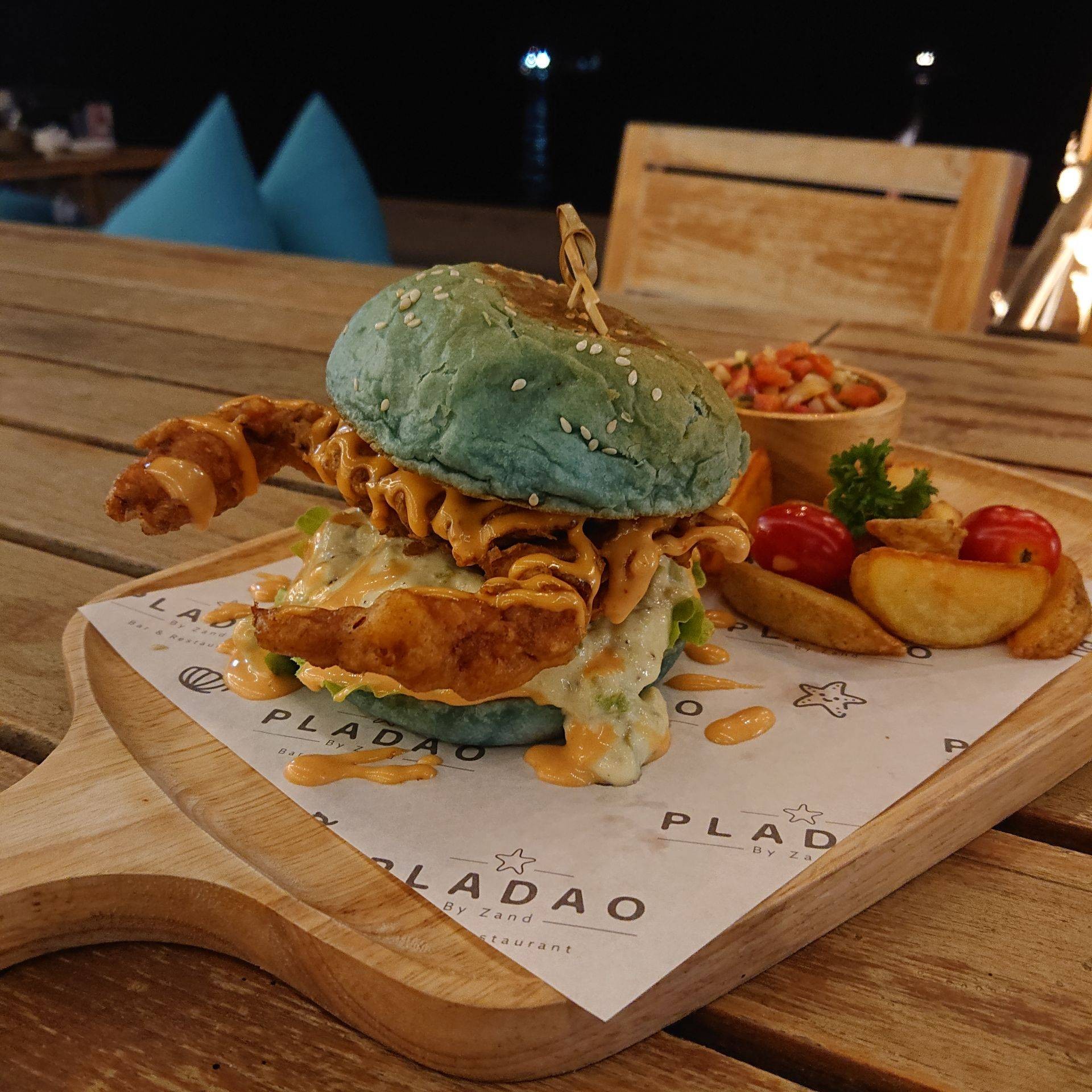 รีวิว Pladao Cafe - บรรยากาศดี มีดนตรีสด