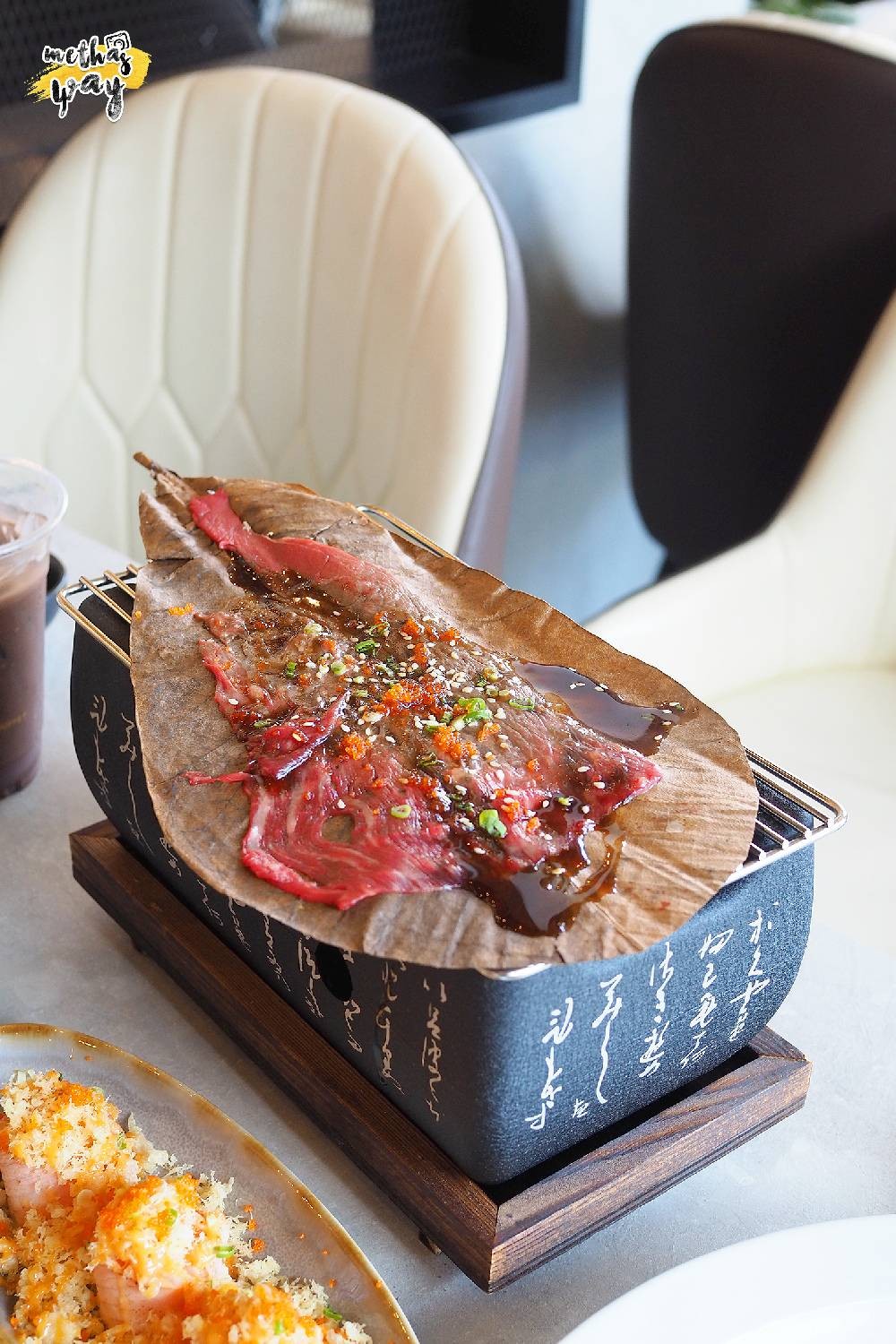 เนื้อวากิวย่างบนใบโฮบะ ร้าน Papper International Buffet