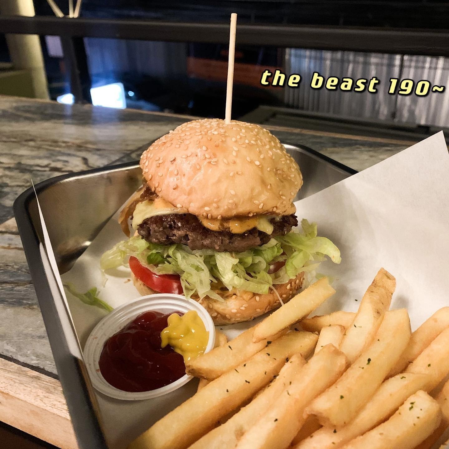 รูป Beast Burger