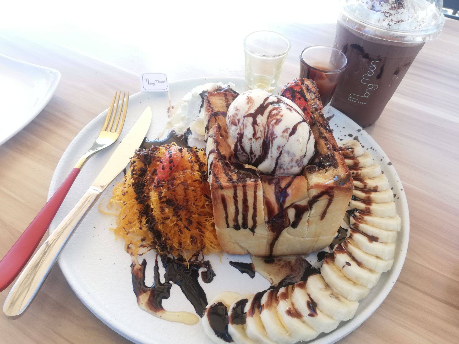 รีวิว Mongmoon Cafe & Restaurant - ให้เยอะมากกก😊