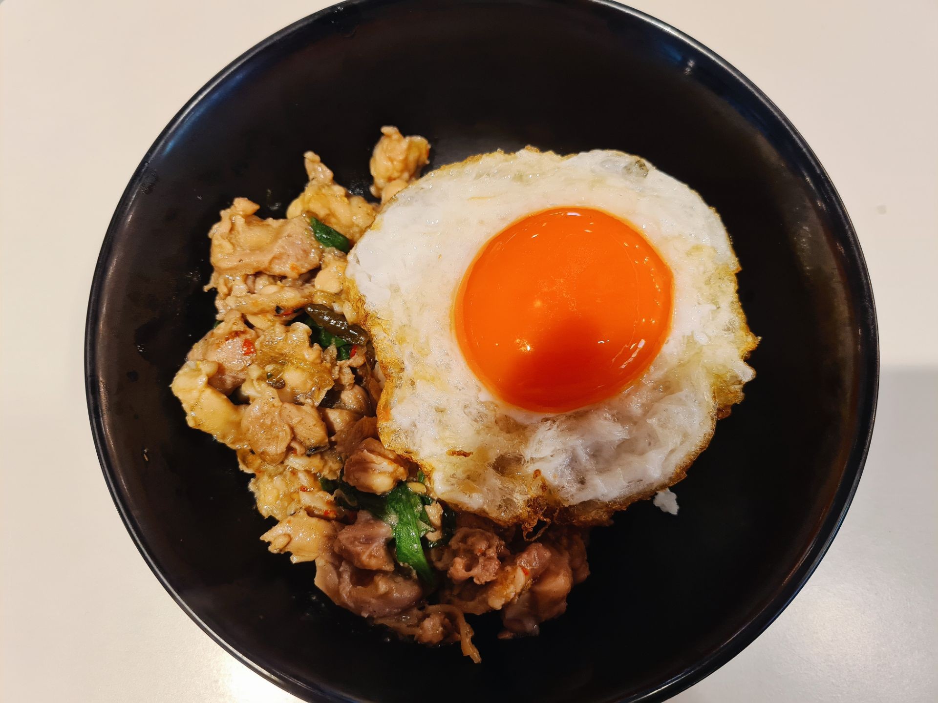 รีวิว Moomgapao G Tower - กะเพราแหนมเอ็นข้อไก่ เมนูสุดเก๋ ไม่ซ้ำใคร😆