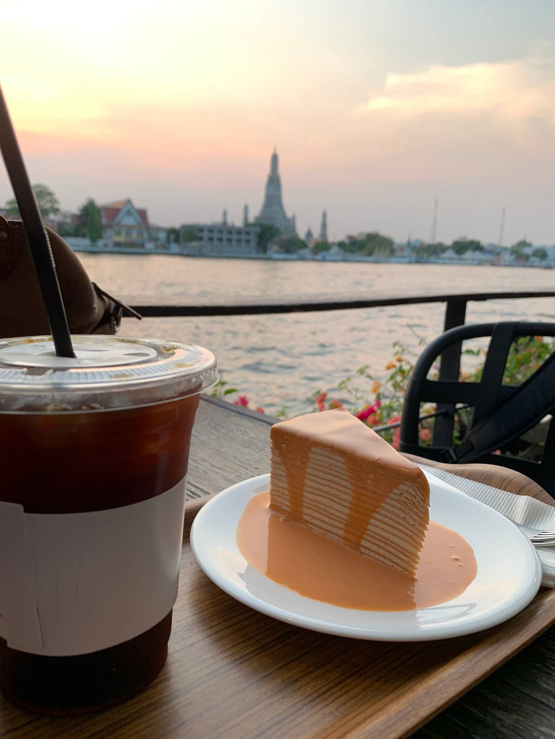 รีวิว Vivi The Coffee Place - ดีทุกอย่าง ยกเว้น พนักงาน ขอรับบ - Wongnai