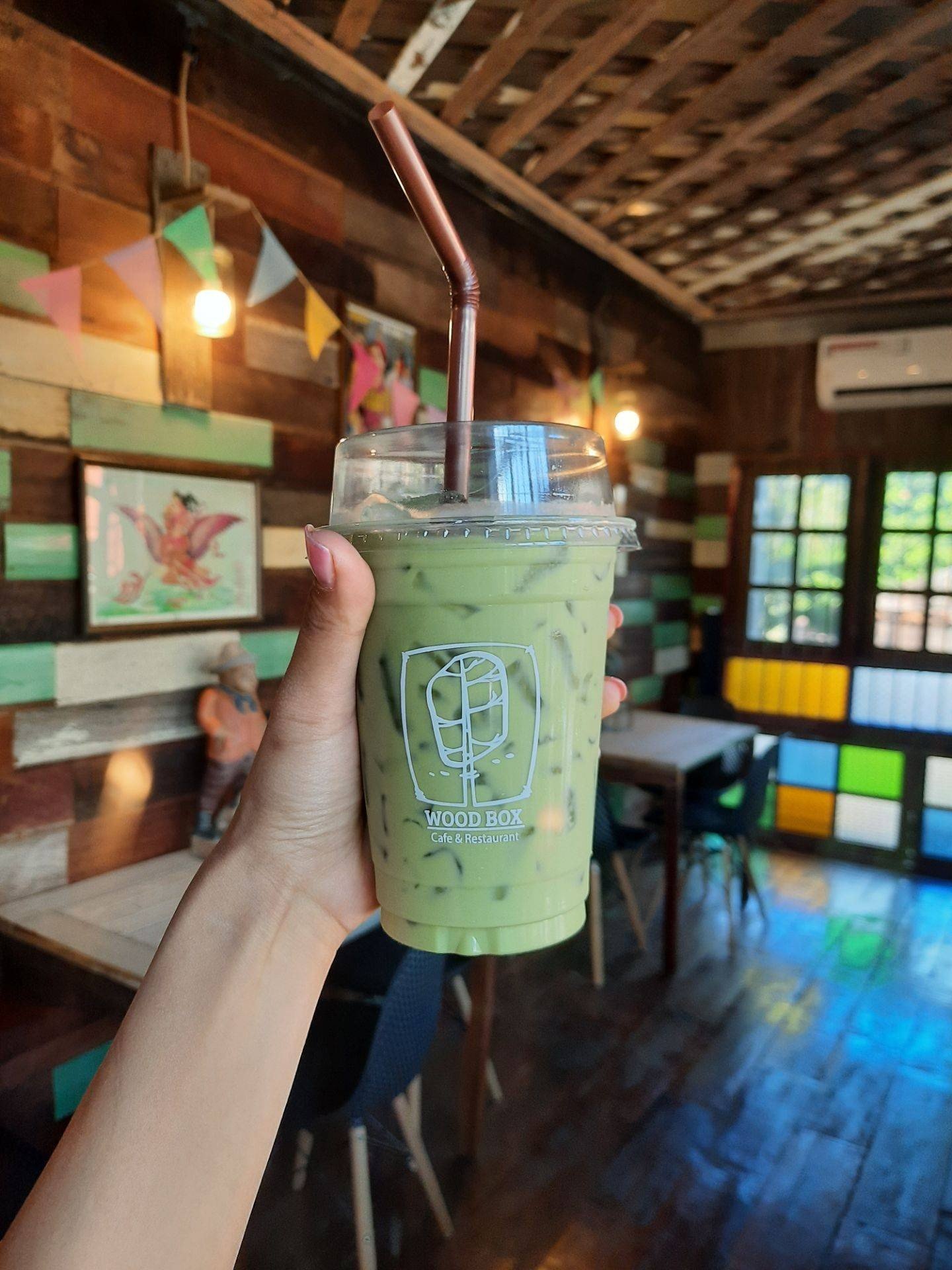 รีวิว Wood Box Cafe & Restaurant - ร้านสวย บรรยากาศดี เครื่องดื่มอร่อย