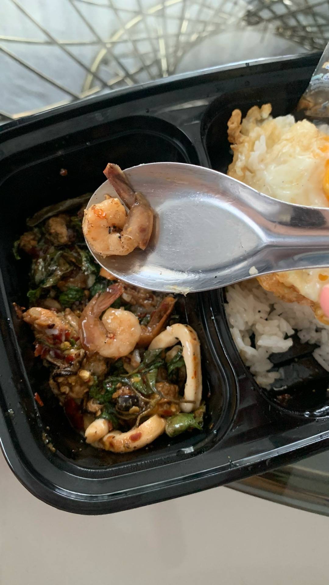 รีวิว ผัดเพรา - PadPao ศาลายา - กระเพราทะเลปริมาณไม่สมกับราคา