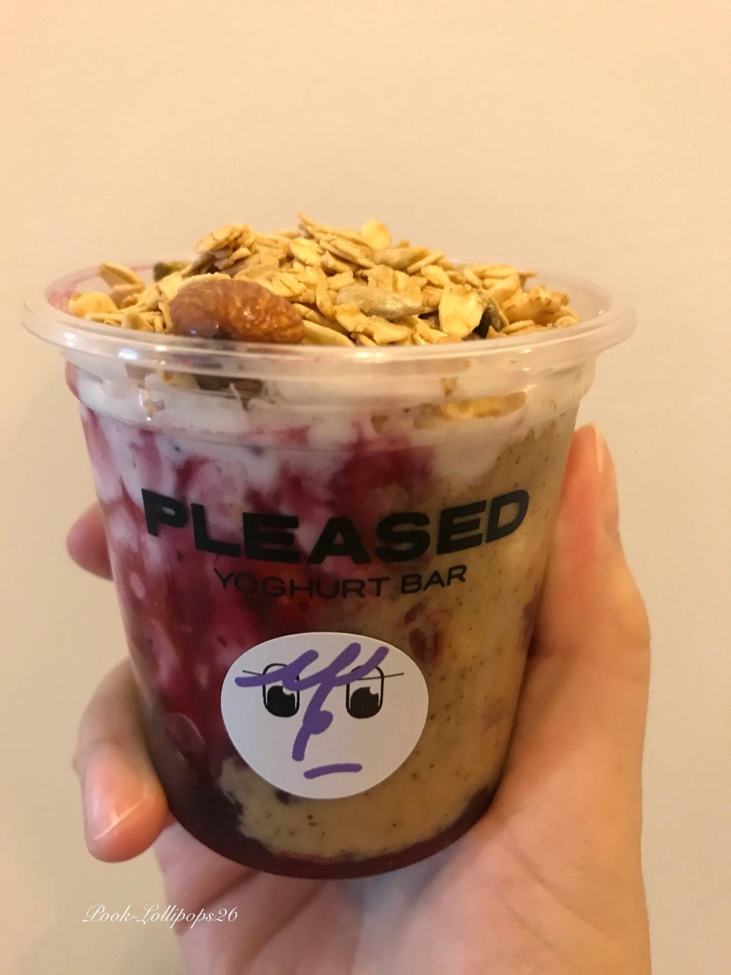 Almond butter and jelly 🥜🍓(Snack me) ร้าน Pleased Yoghurt Bar สยาม ...