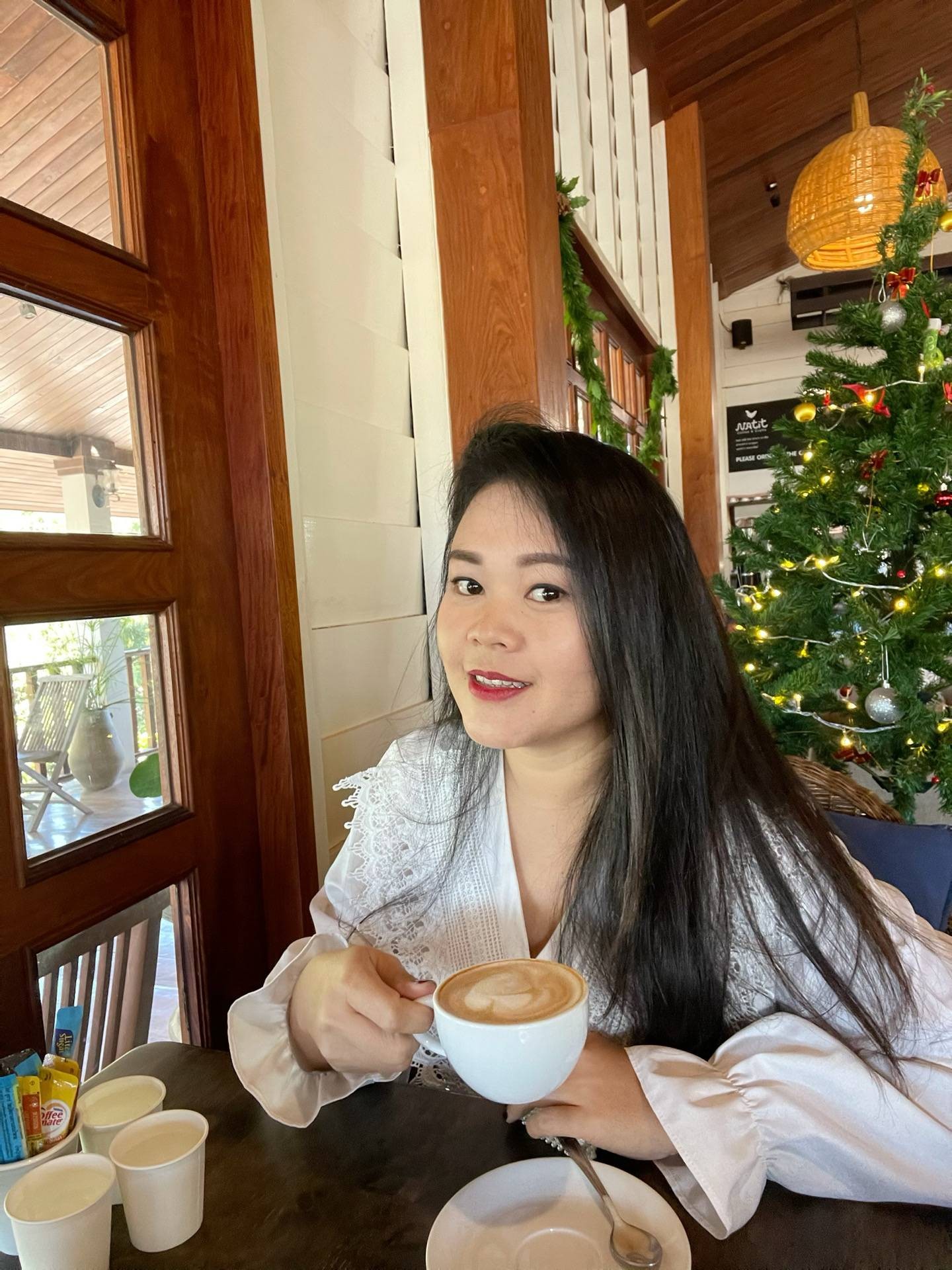 รีวิว Natit coffee & crafts - ลาเต้ร้อน ในวันอากาศเย็นๆ