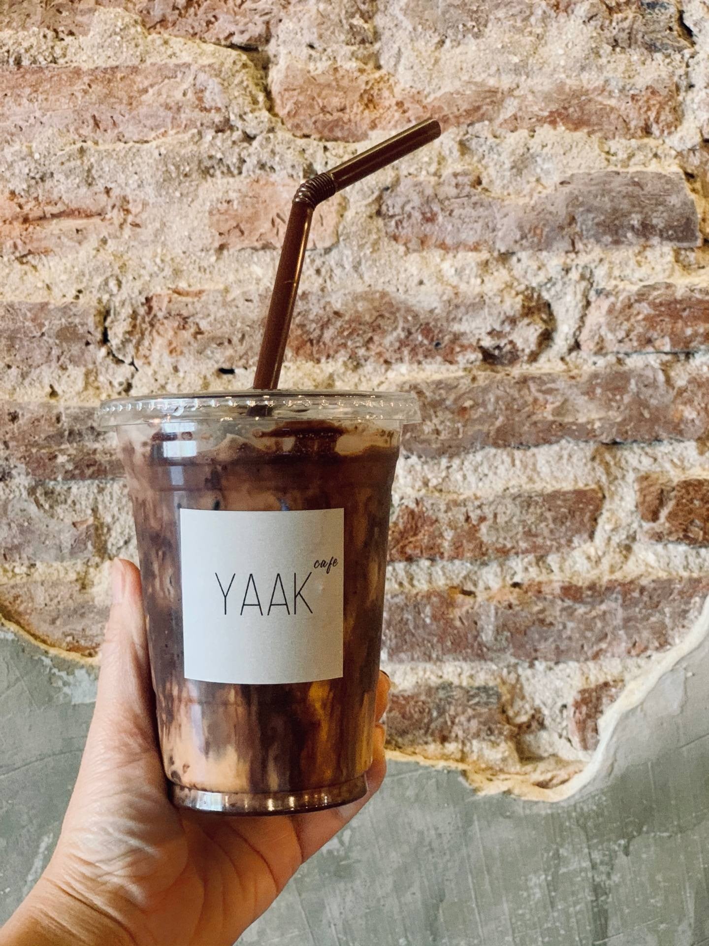 รีวิว Yaak Coffee - อยากดื่มก็ได้ดื่ม ร้านกาแฟเล็กๆ ย่านสามเสน
