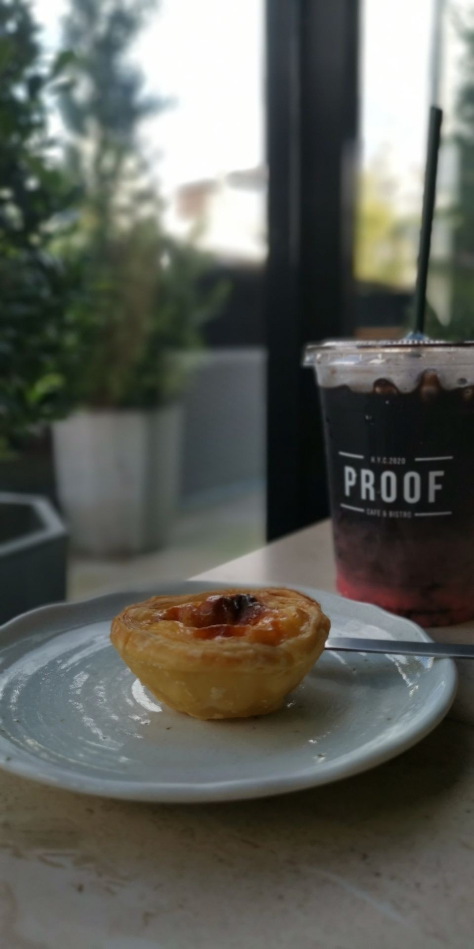รีวิว Proof Cafe&Bistro Proof Cafe&Bistro - คาเฟ่โกดังลอฟท์