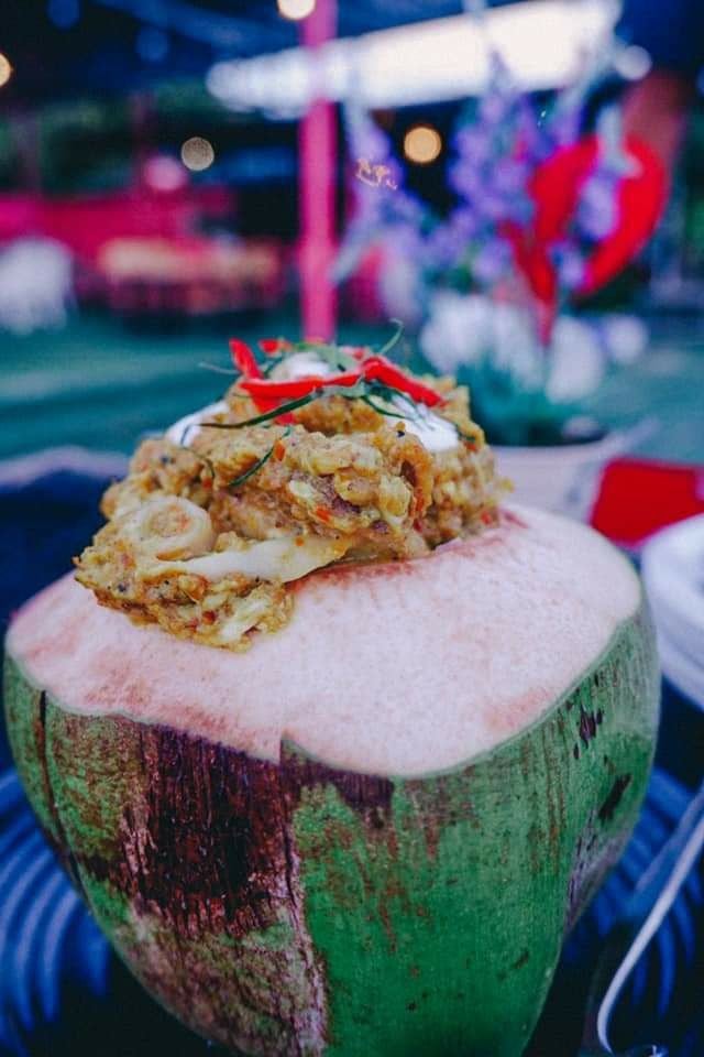 ห่อหมกทะเลมะพร้าวอ่อน1 ร้าน Coco One Restaurant