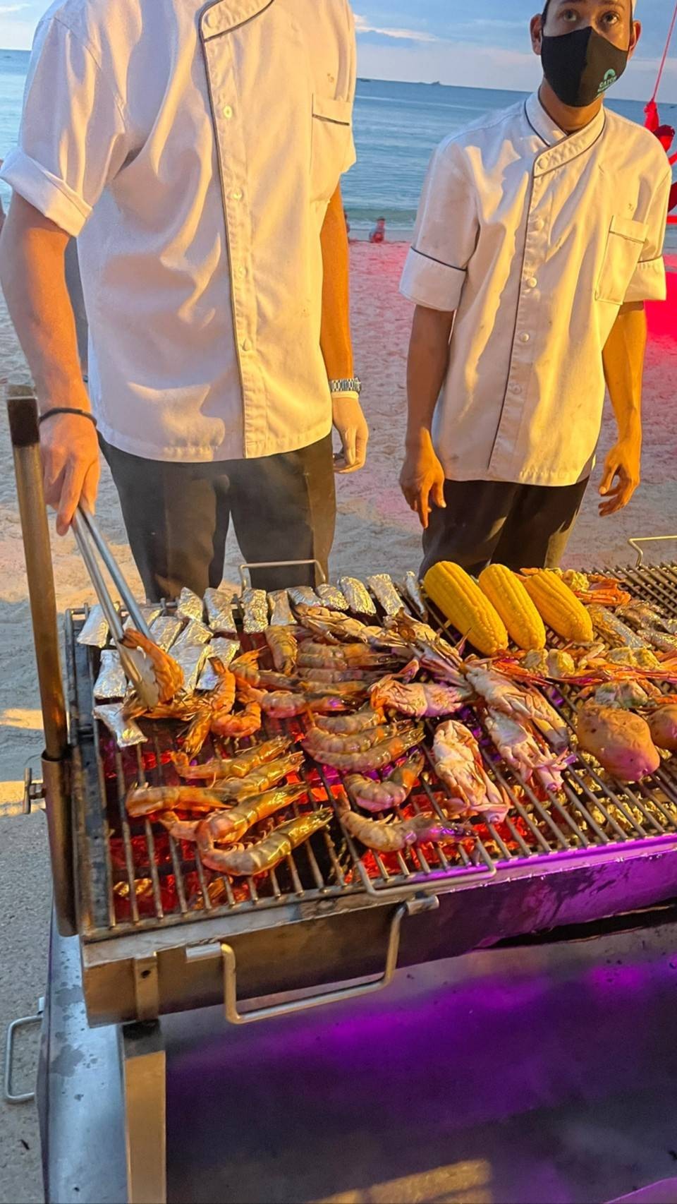 รีวิว Catch Beach Club - Good Food ,Good Service, Good Quality