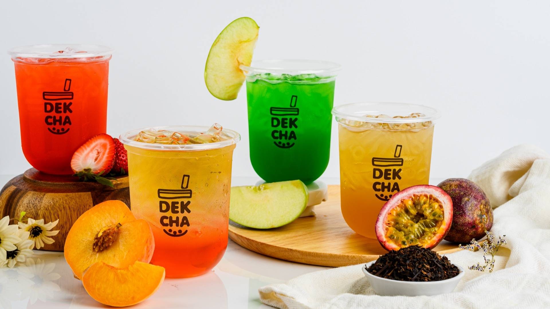 Dek-cha cafe เด็กชา สาขาแม่สอด - สั่งอาหารเดลิเวอรี | Wongnai x LINE MAN