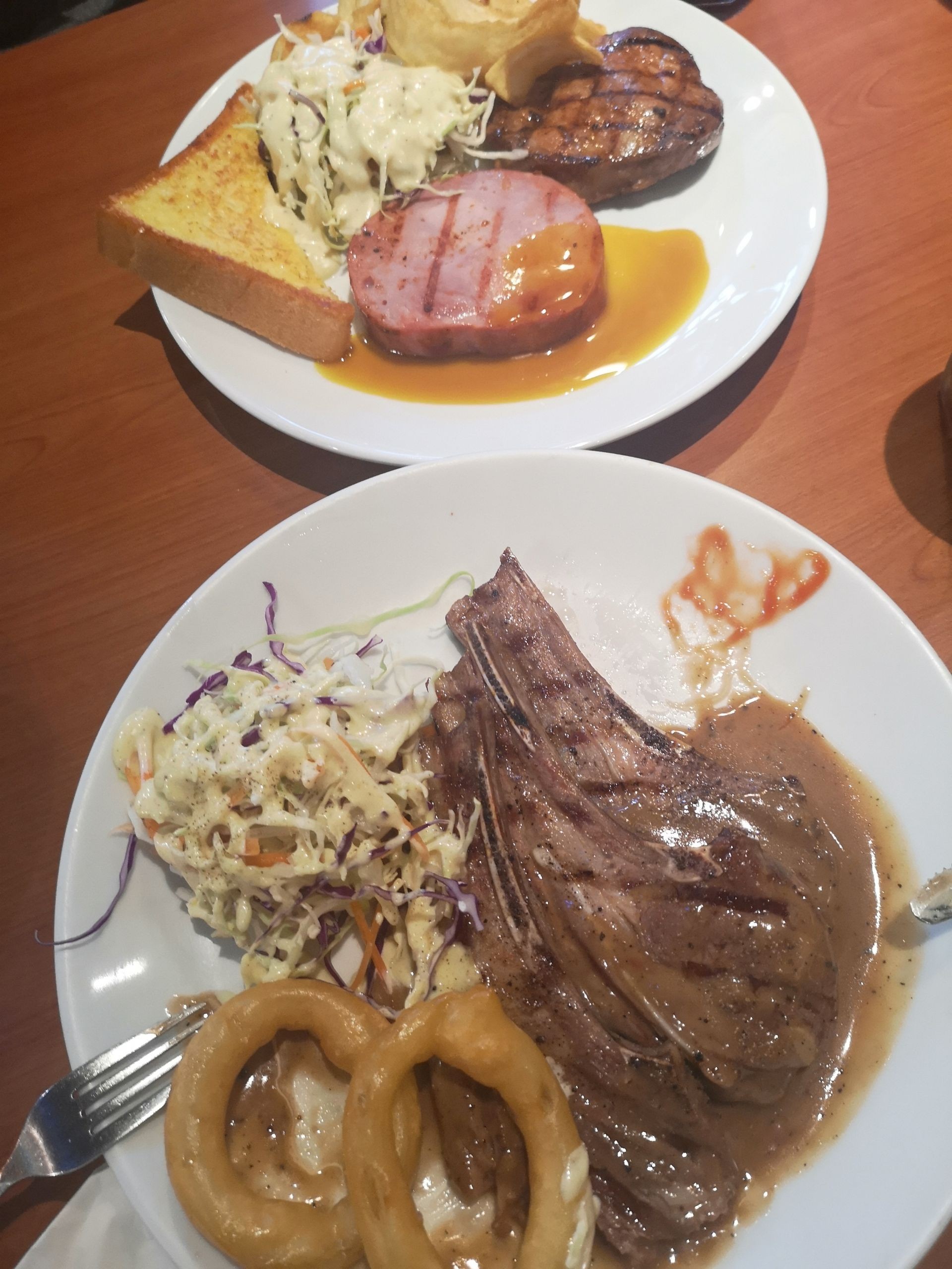 รีวิว Eat Am Are เซ็นเตอร์วัน - เนื้อแกะติดเอ็นเยอะมากคะ ไม่ค่อยถูกใจ ...