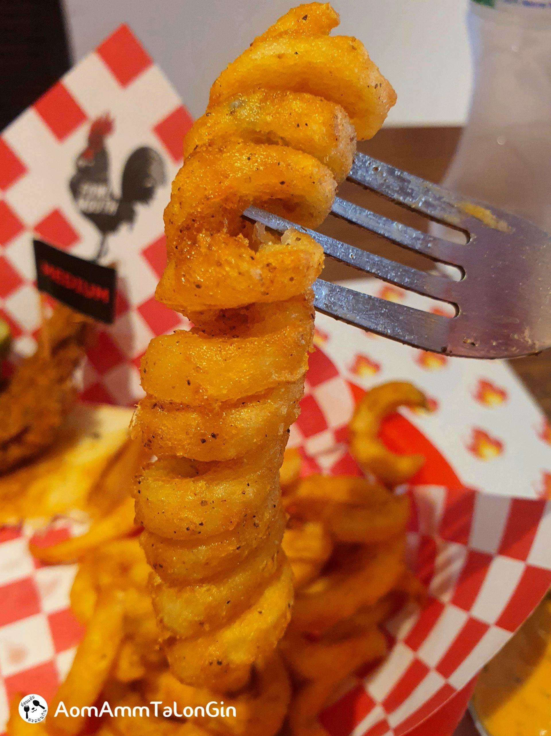 Curly Fries Size M 200g. ร้าน Fowlmouth (Mahatun plaza)