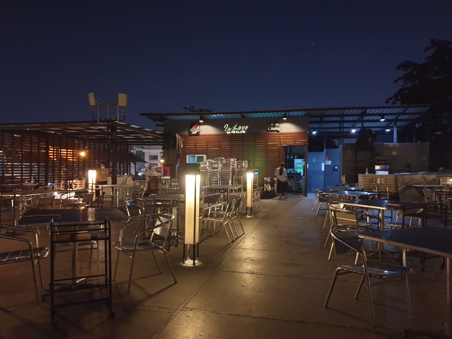 รูป In Love Bar & Restaurant