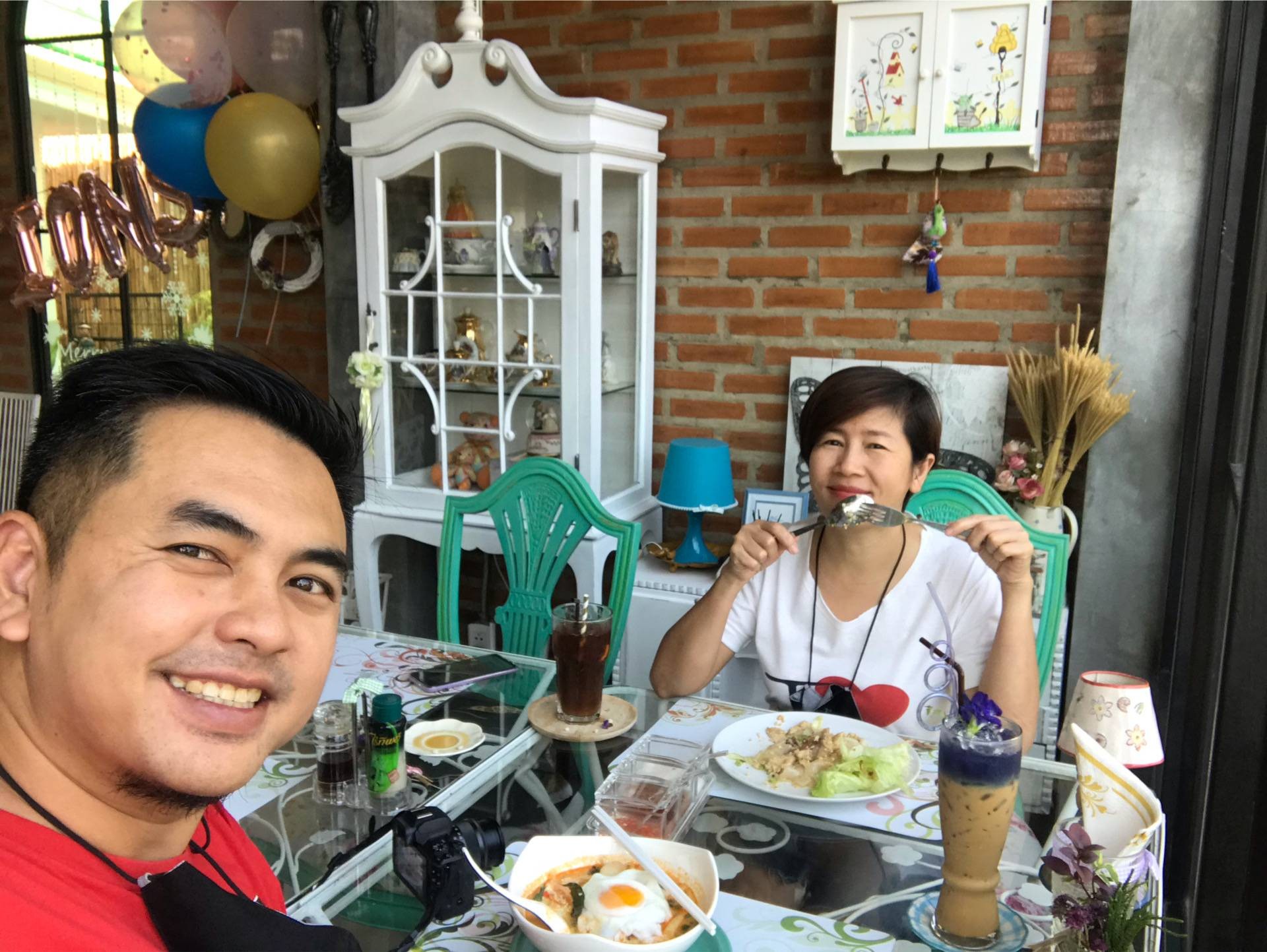 รีวิว Pordee Kormeesuk (พอดีก็มีสุข) - ร้านสวยบรรยากาศ ราคาไม่แพง