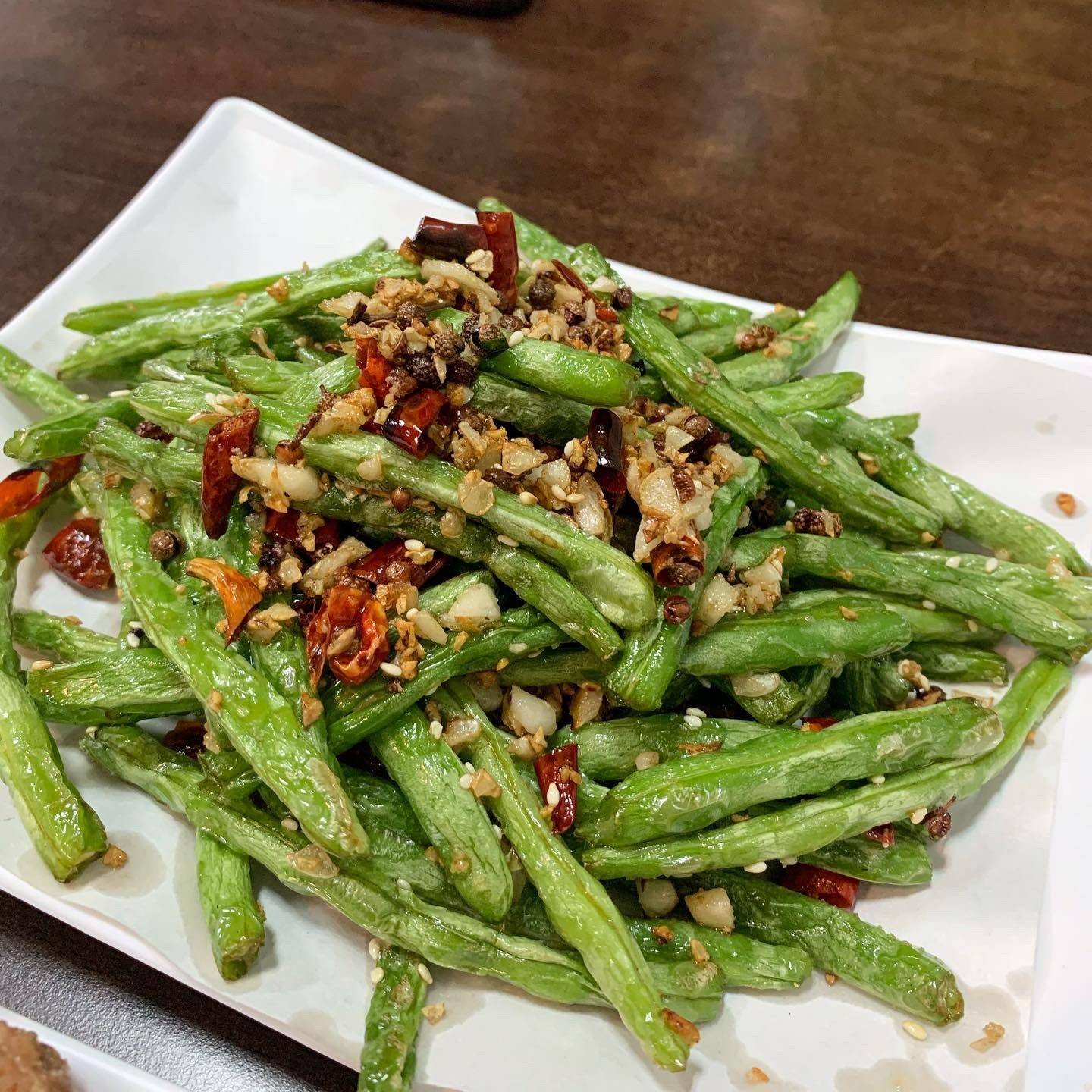 รีวิว ร้านอาหารยี่ผิ่ง - ถั่วแขกผัดพริกเค้าดีจริงๆ - Wongnai