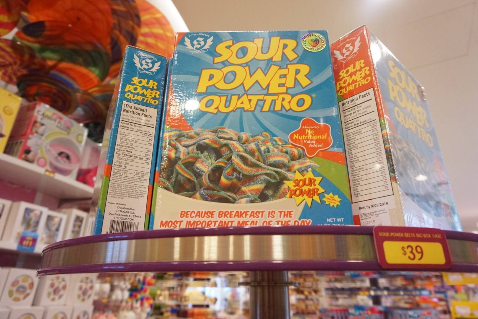 รีวิว Universal Studio Singapore - ร้านลูกกวาด Candylicious อยู่ใน ...