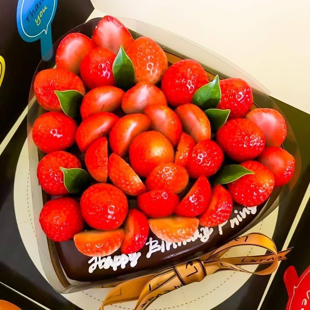 เค้กLarna หัวใจ • image ร้าน Larna House เอ็มโพเรี่ยม สุขมวิท 24