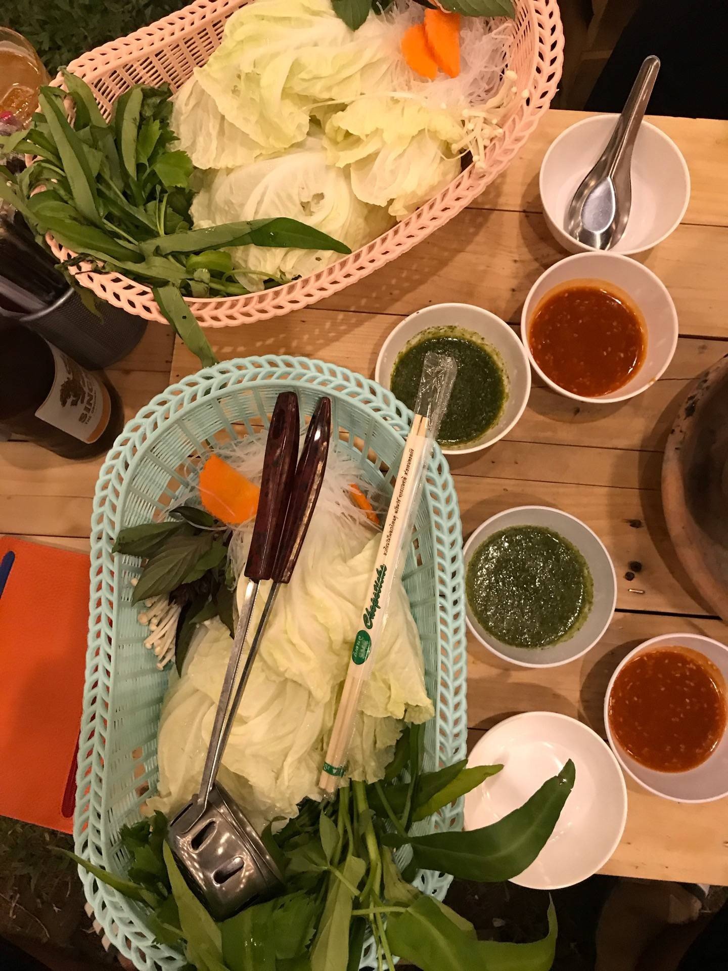 ชุดผัก ร้าน river view bar - Wongnai