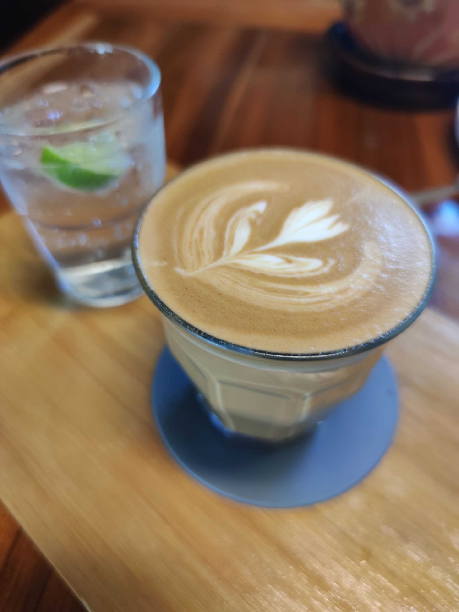 รีวิว THE KEY CAFE AND BISTRO - best coffe in town