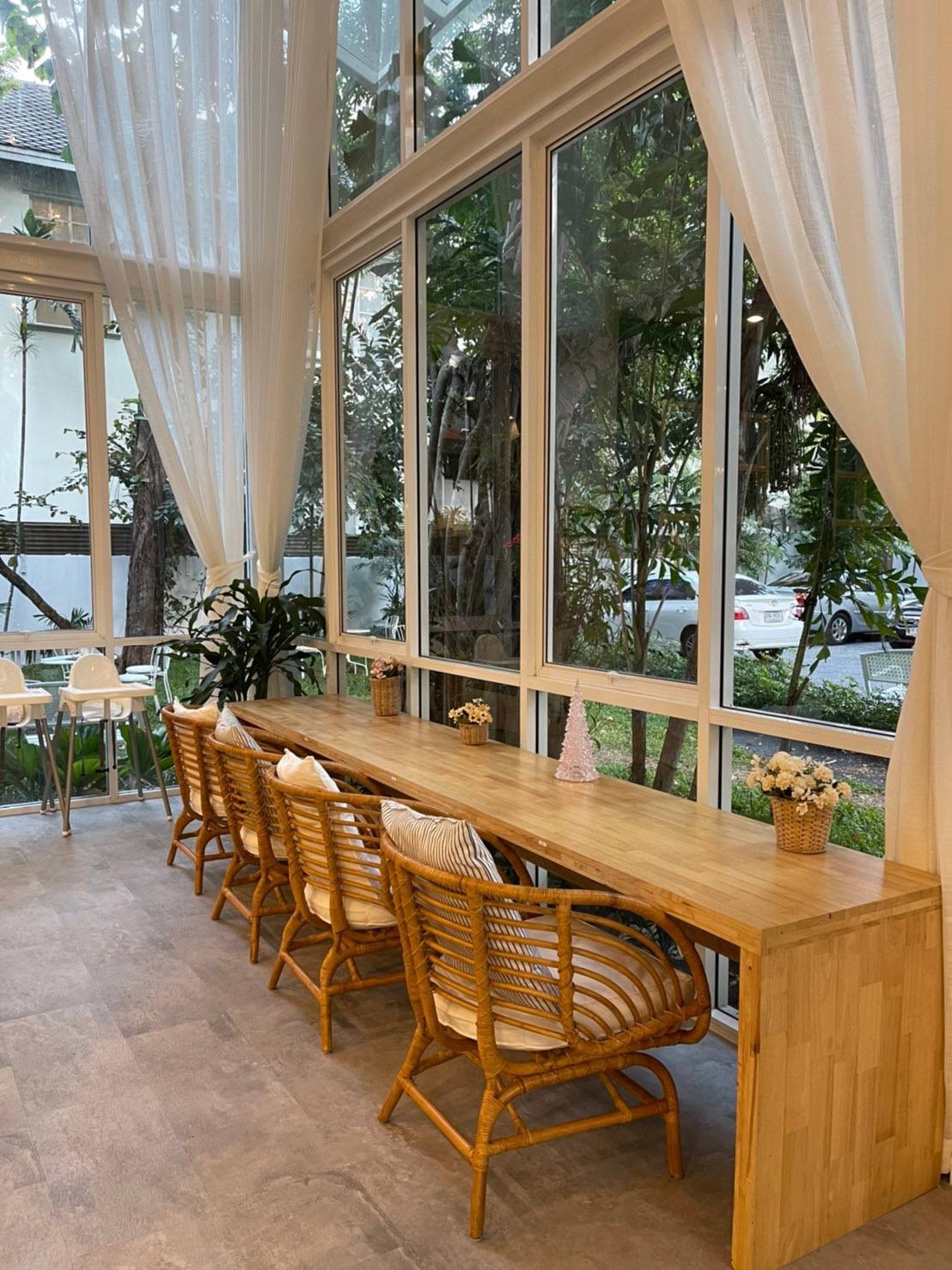 รีวิว Ryoku Cafe りょくカフェ สุขุมวิท 35 - โลเคชั่นเยี่ยม ร้านสวย มีมุมถ่าย ...