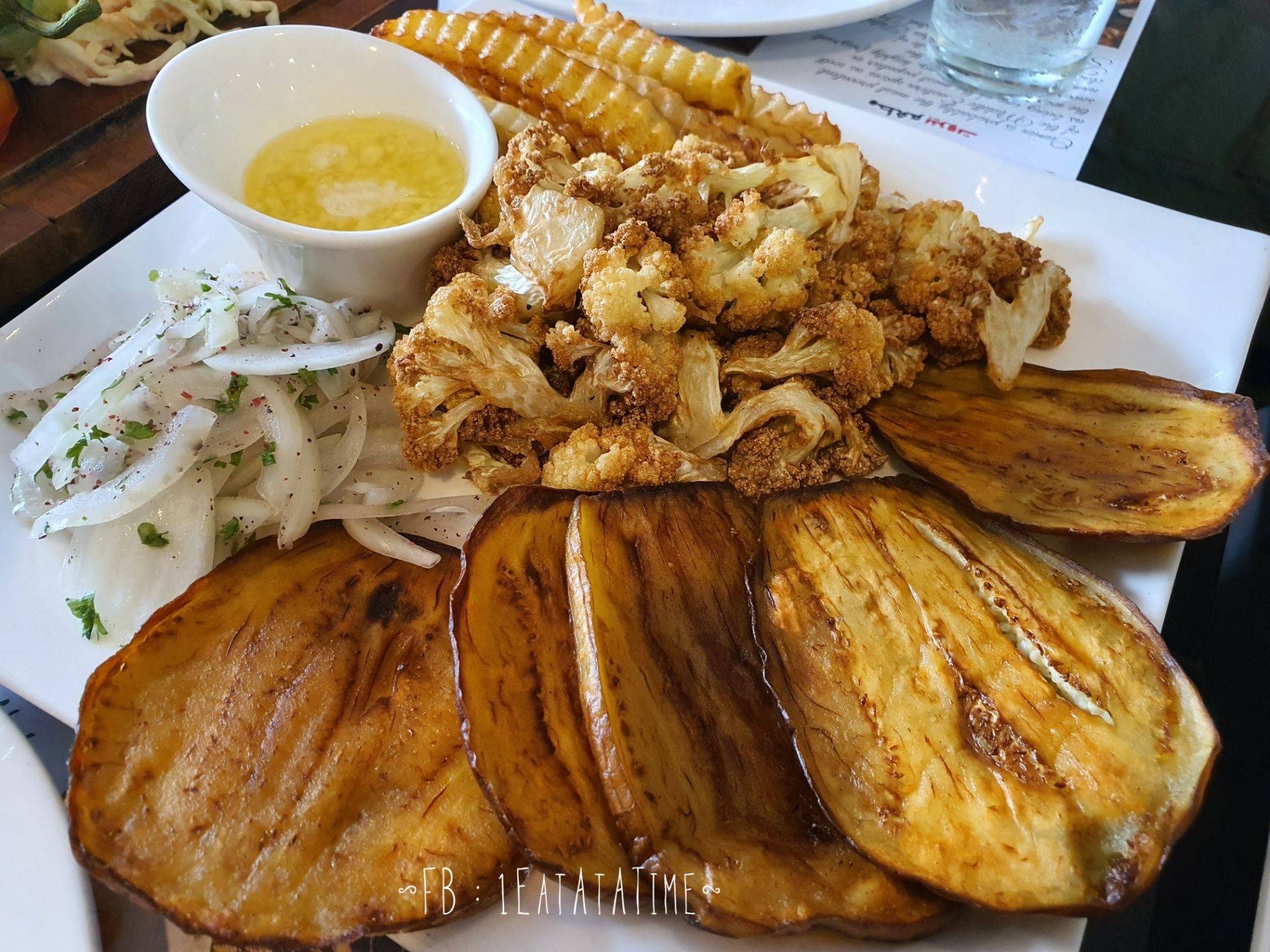 รูป Beirut Lebanese Restaurant อาคารเพลินจิต เซ็นเตอร์