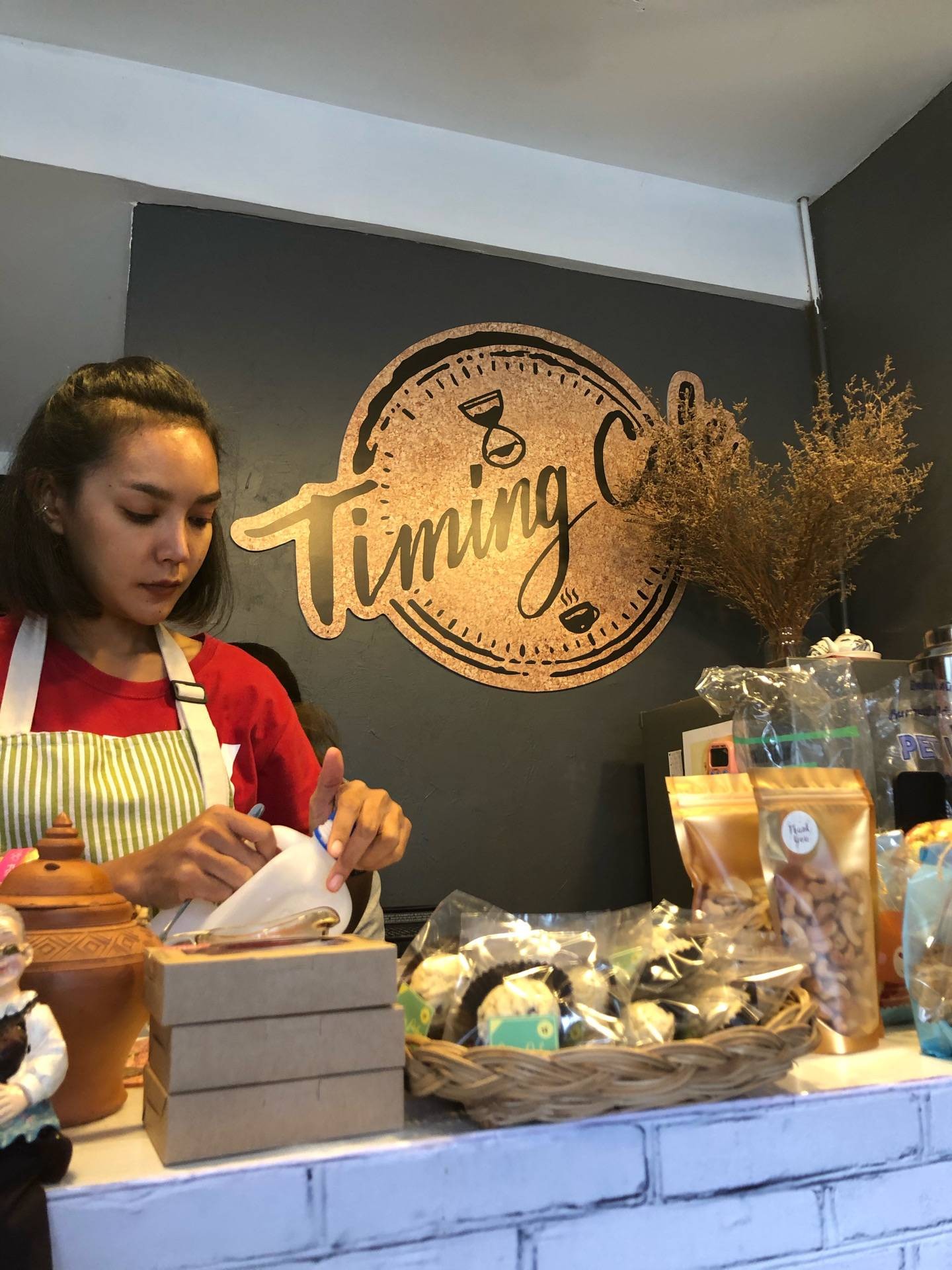 รีวิว Timing Cafe - ร้านกาแฟน่ารัก อบอุ่น