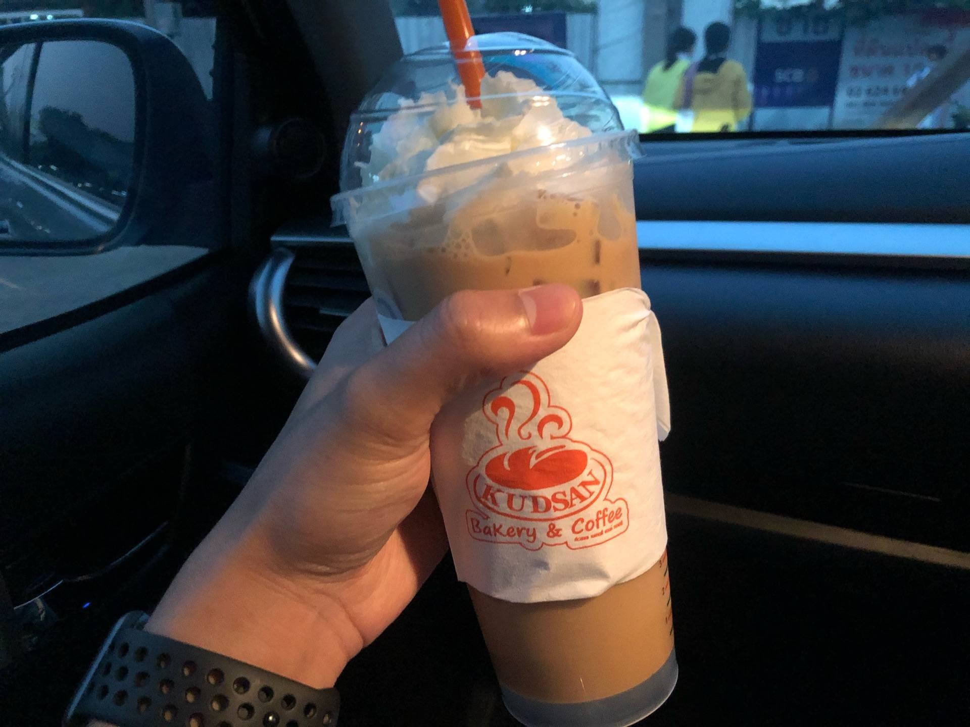 รีวิว KUDSAN ปากซอยแจ้งวัฒนะ 6 - เครื่องดื่ม คู่ครัวซองค์ ในราคา 50 บาท ...