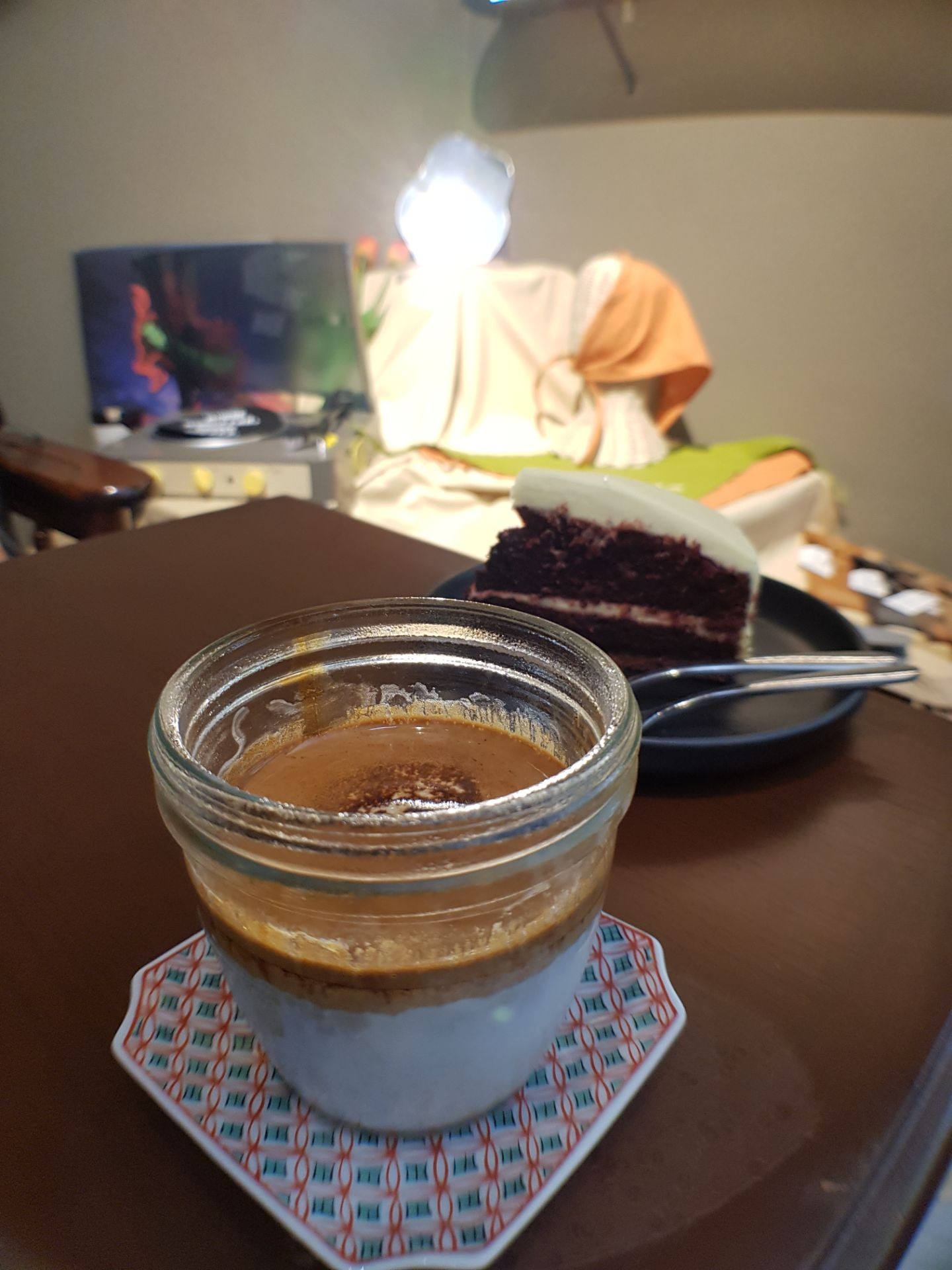 [รีวิว] ร้าน The Stand Brew.Bake | เมนูแนะนำ รูปภาพ ราคา