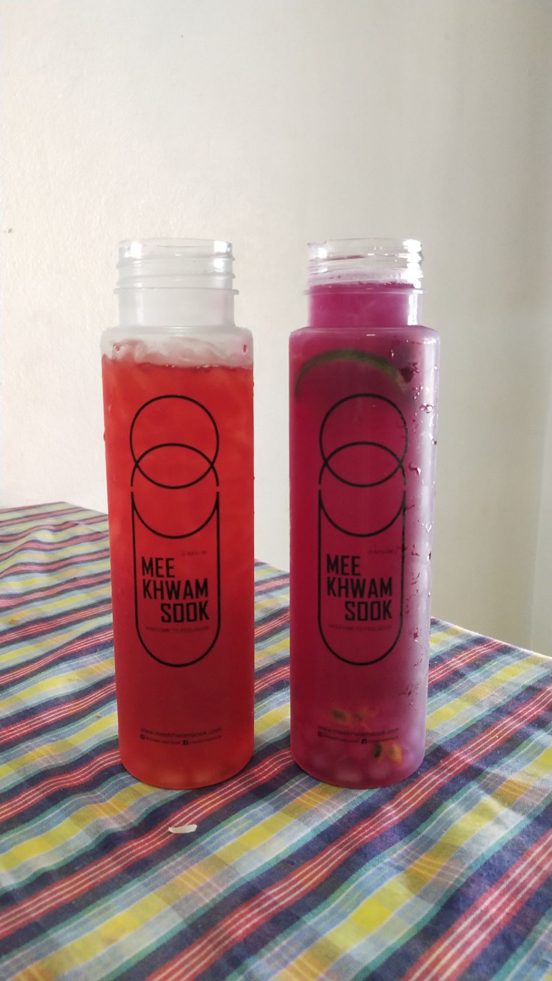 รีวิว ชานมไข่มุกกระบอก มีความสุข เครือสหพัฒน์ - ชอบมากค่ะชาเข้มข้น ชอบ ...