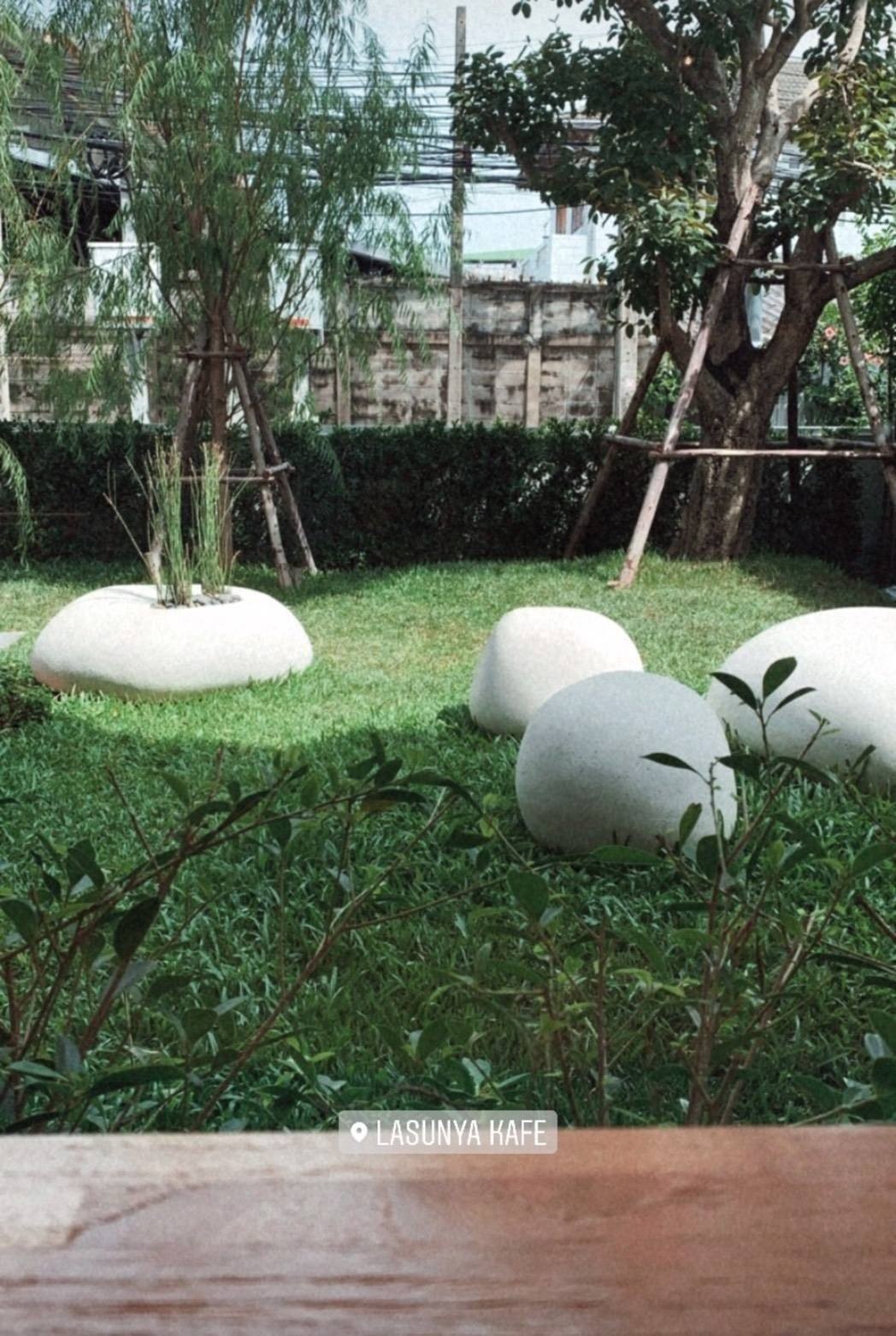 รีวิว Lasunya Kafe