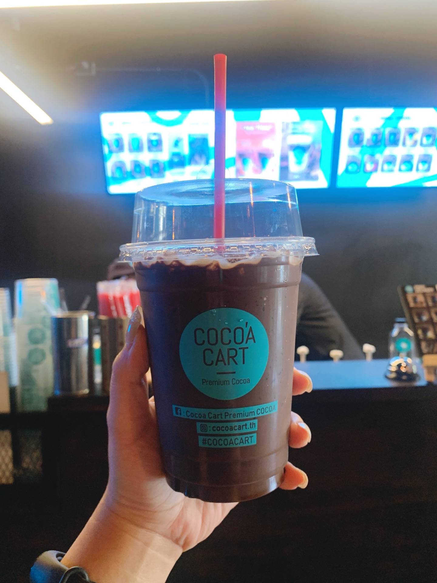 รีวิว Cocoa Cart Garage Cafe Town In Town - อร่อยไม่แพง เข้มข้น - Wongnai