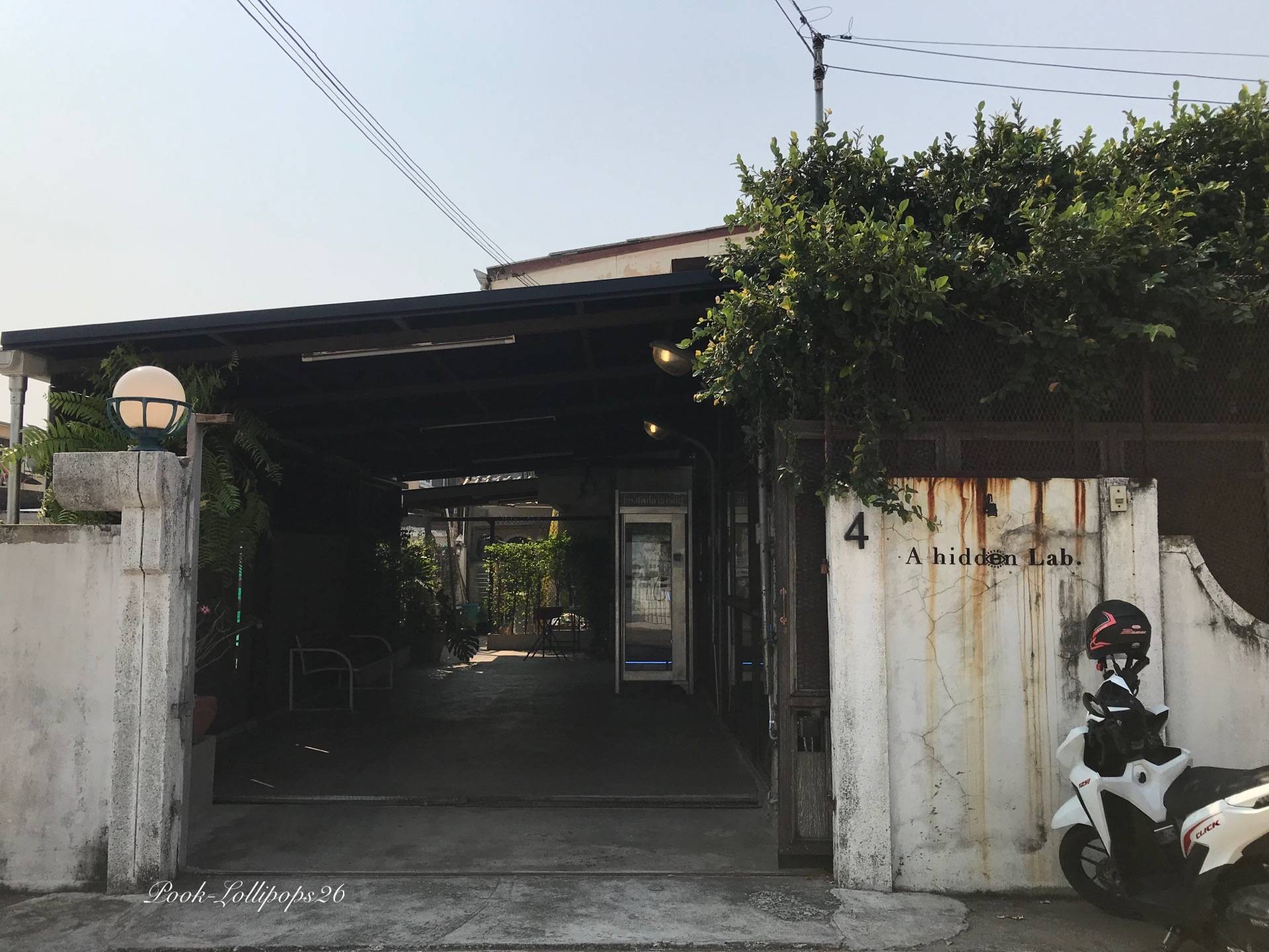 รีวิว A Hidden Lab - คาเฟ่ลับๆ ที่เสริฟเมนูเครื่องดื่มน่าสนใจ ย่านพระราม 9