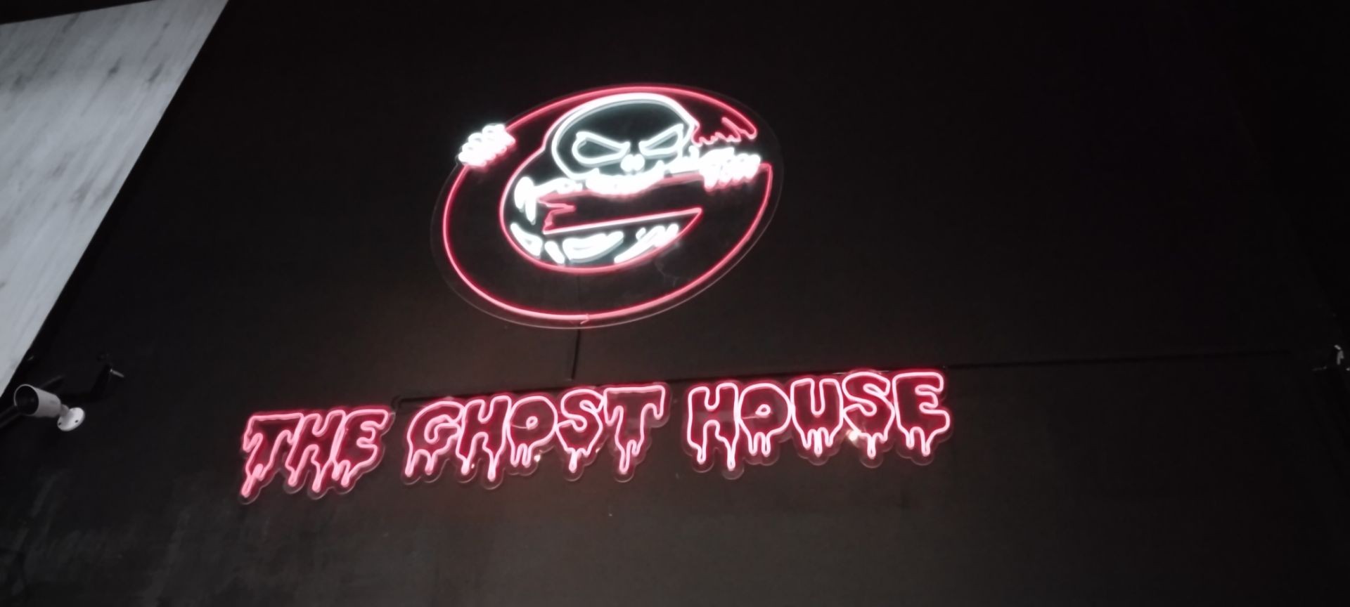รีวิว The Ghost House - ร้านคาเฟ่สไตล์แปลกที่ควรไปลอง รสดีแหวกแนว ย่านRCA